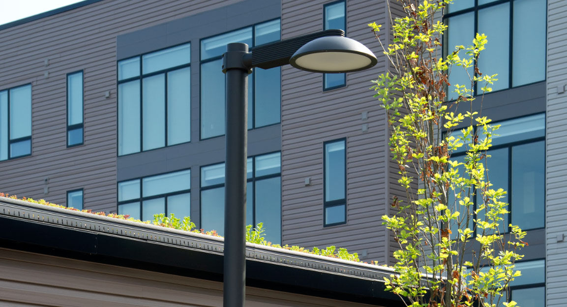 LEO Area Light by Landscape Forms | Archello