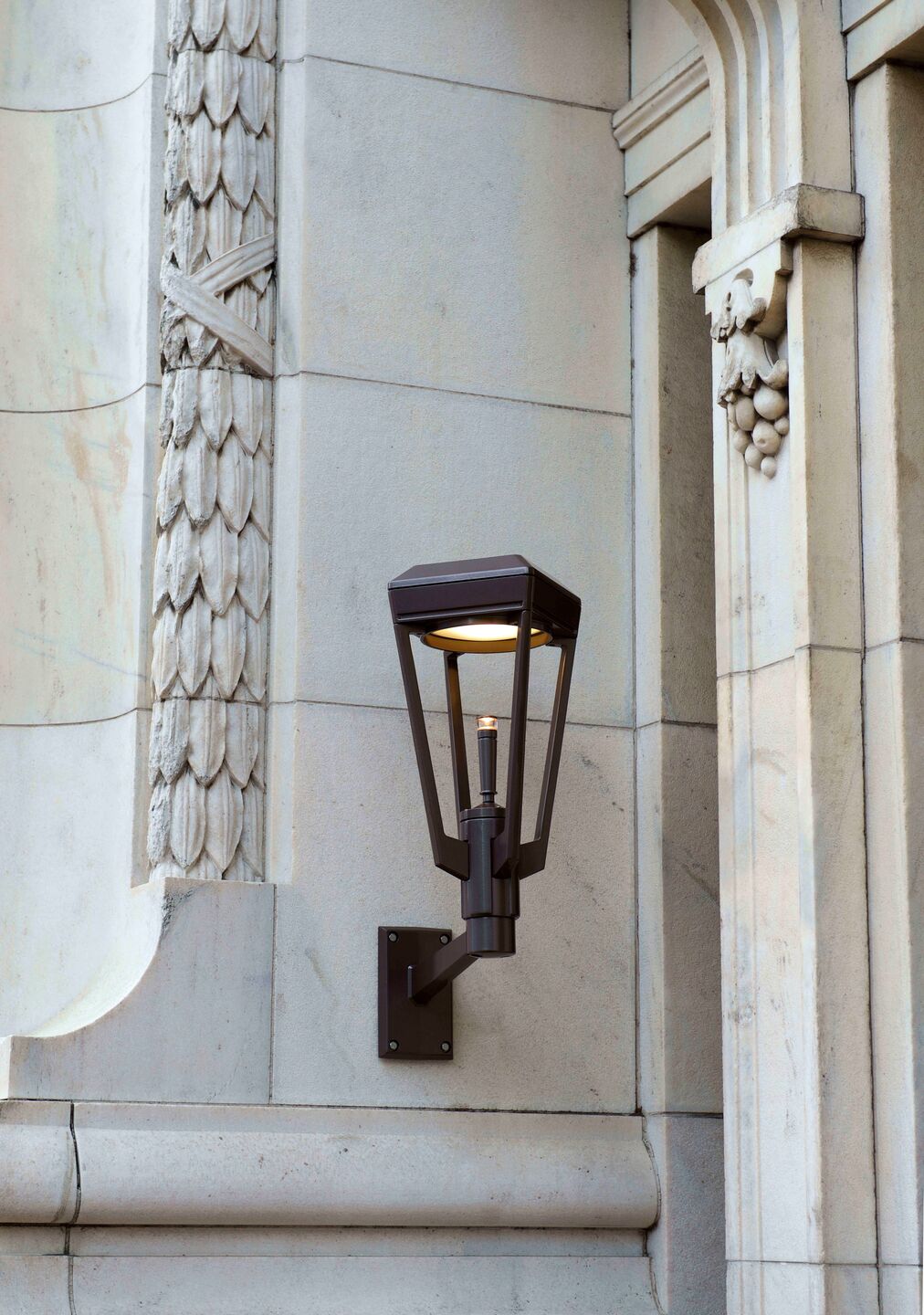 Ashbery Wall Mount Light by Landscape Forms | Archello