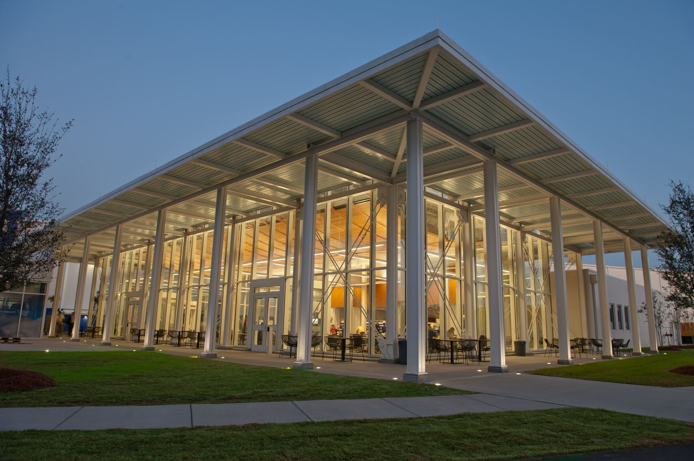 Boeing HUB | YKK AP America Inc. | Archello