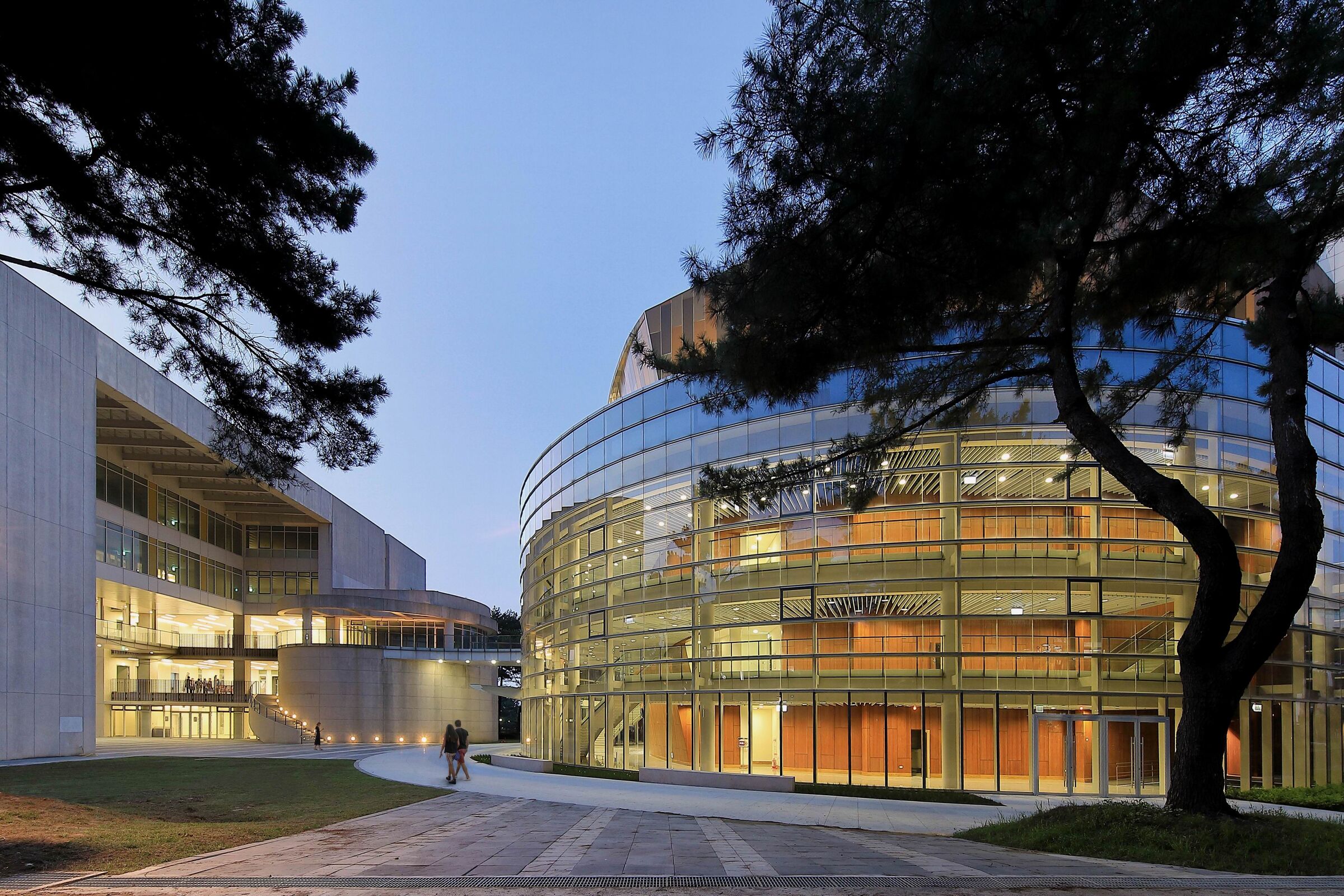 Multi-Functional Auditorium, NCU | JJP Architects & Planners | Archello
