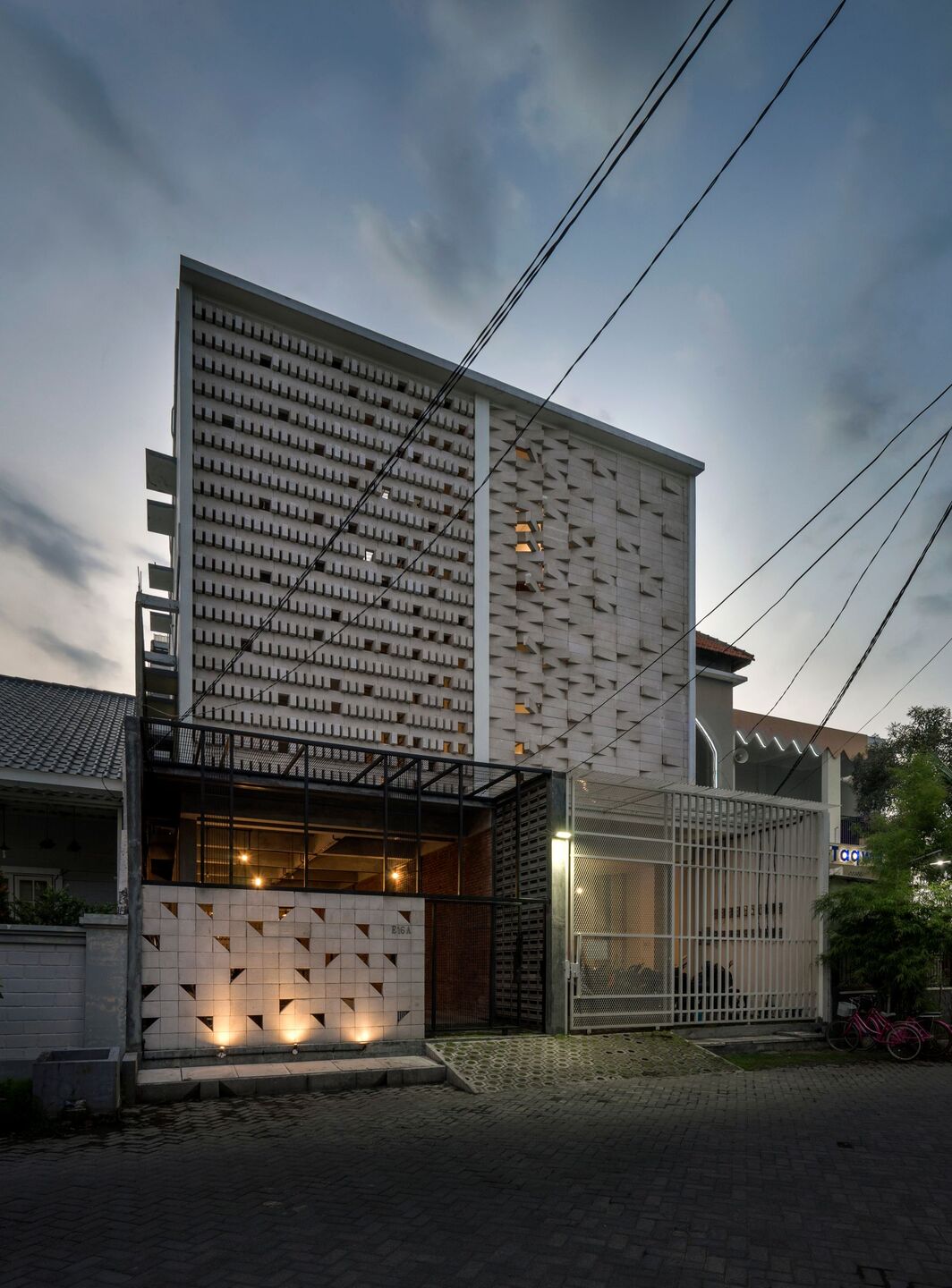 Gallery of Binary Boarding House | Andyrahman Architect | Media - 3