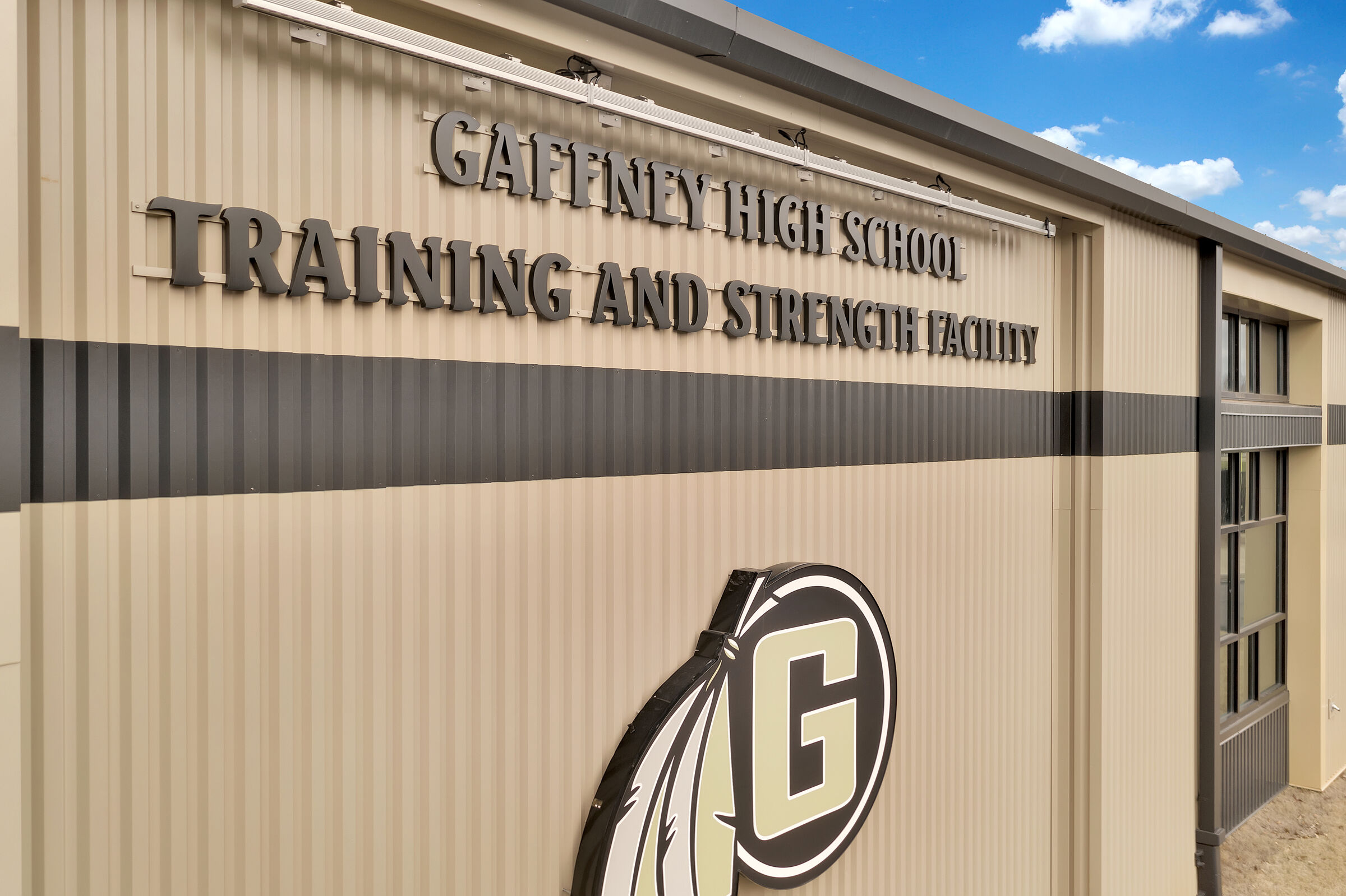 Wave Panel by McElroy Metal | Media - Photos and Videos - 1 | Archello