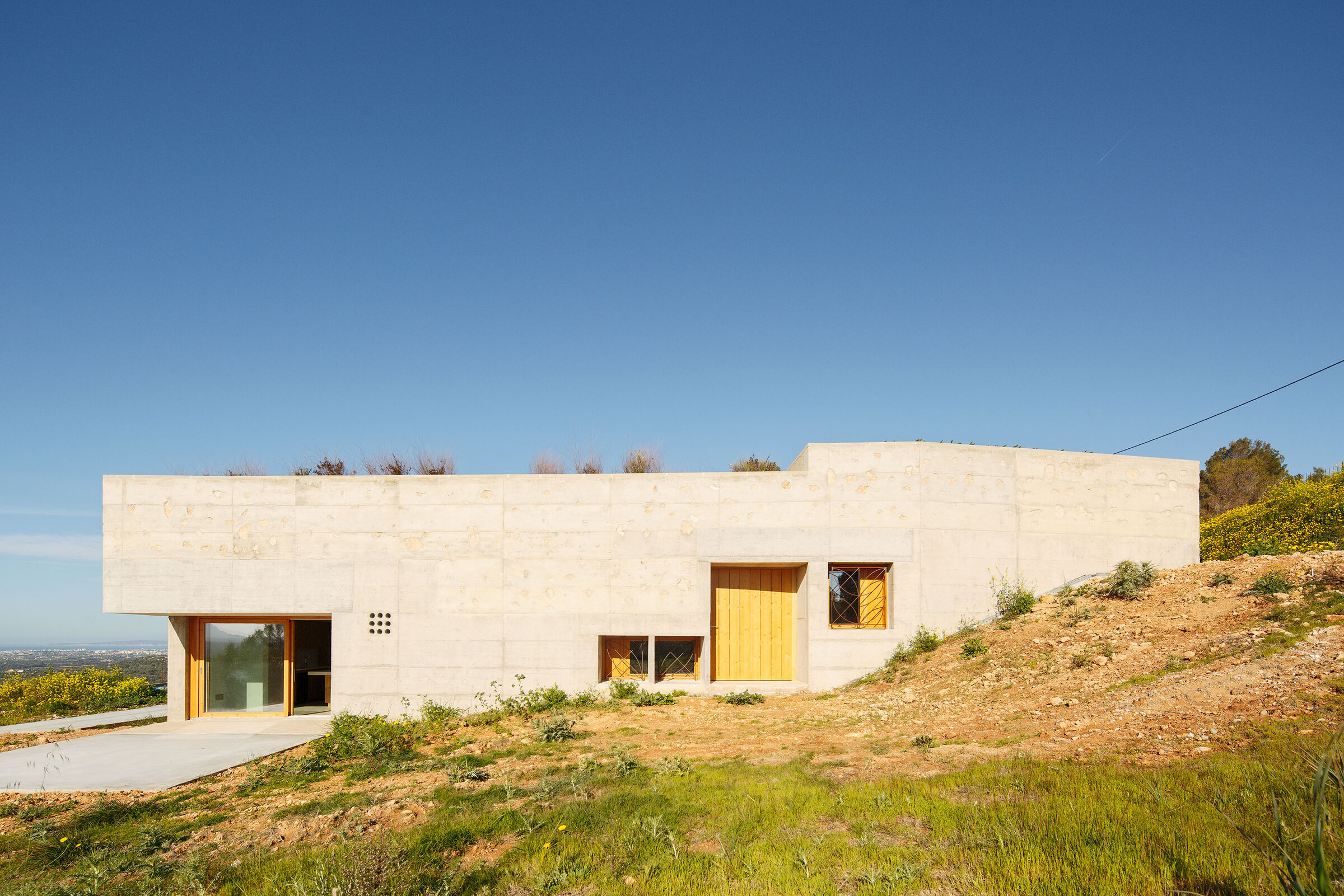JAIME AND ISABELLE’S HOME | TEd'A arquitectes | Archello