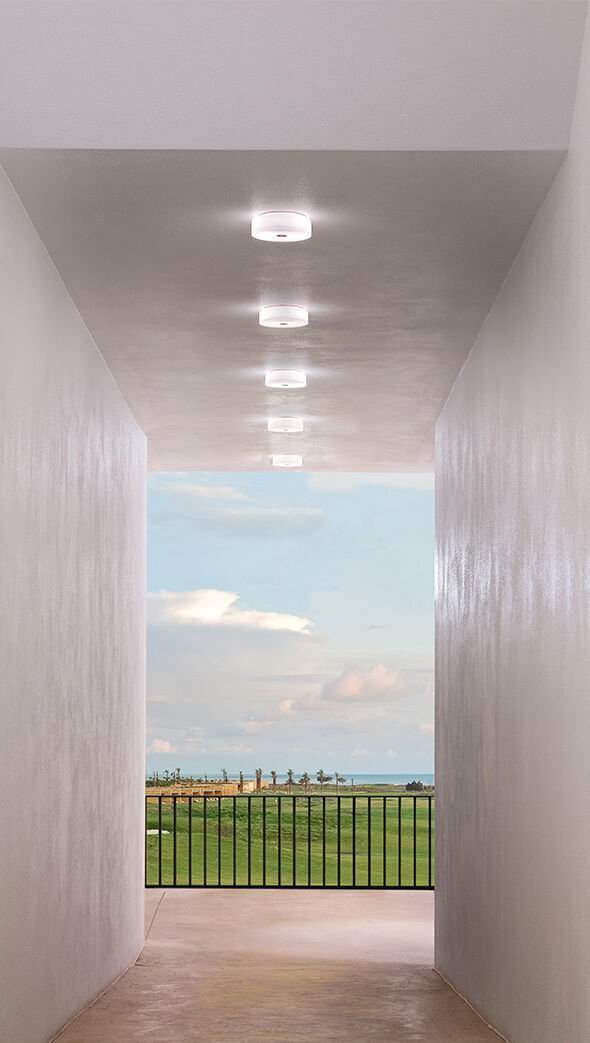 Mini Button nach Flos | Archello