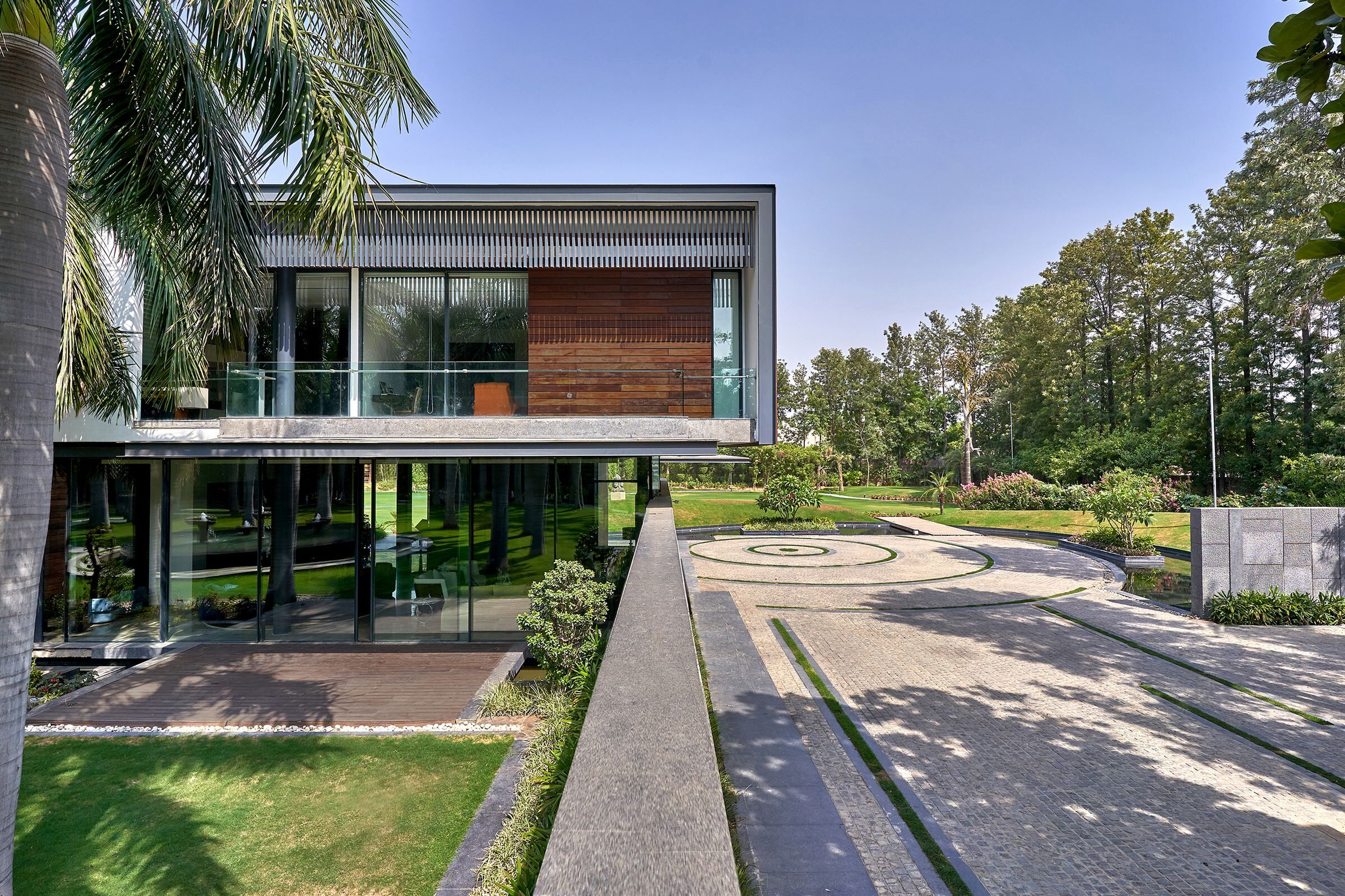 Palm Grove | DADA | Archello