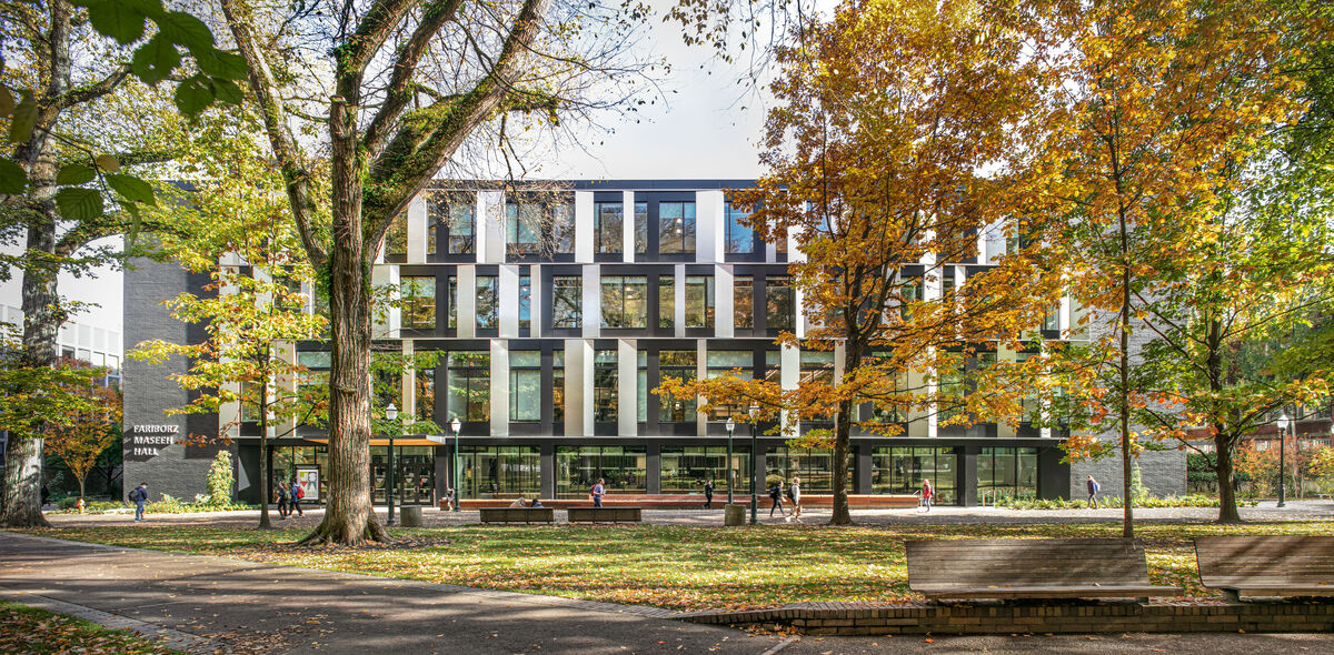 Fariborz Maseeh Hall at Portland State University | Hacker | Archello