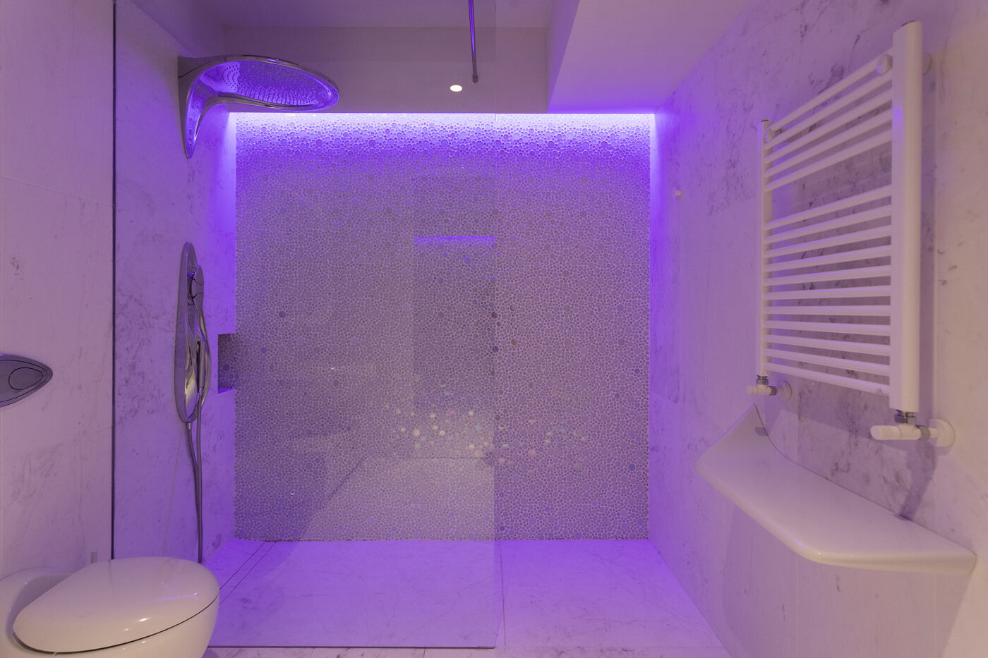 Gallery of CASA FRENTE AL RIO | PORCELANOSA | Media - 16