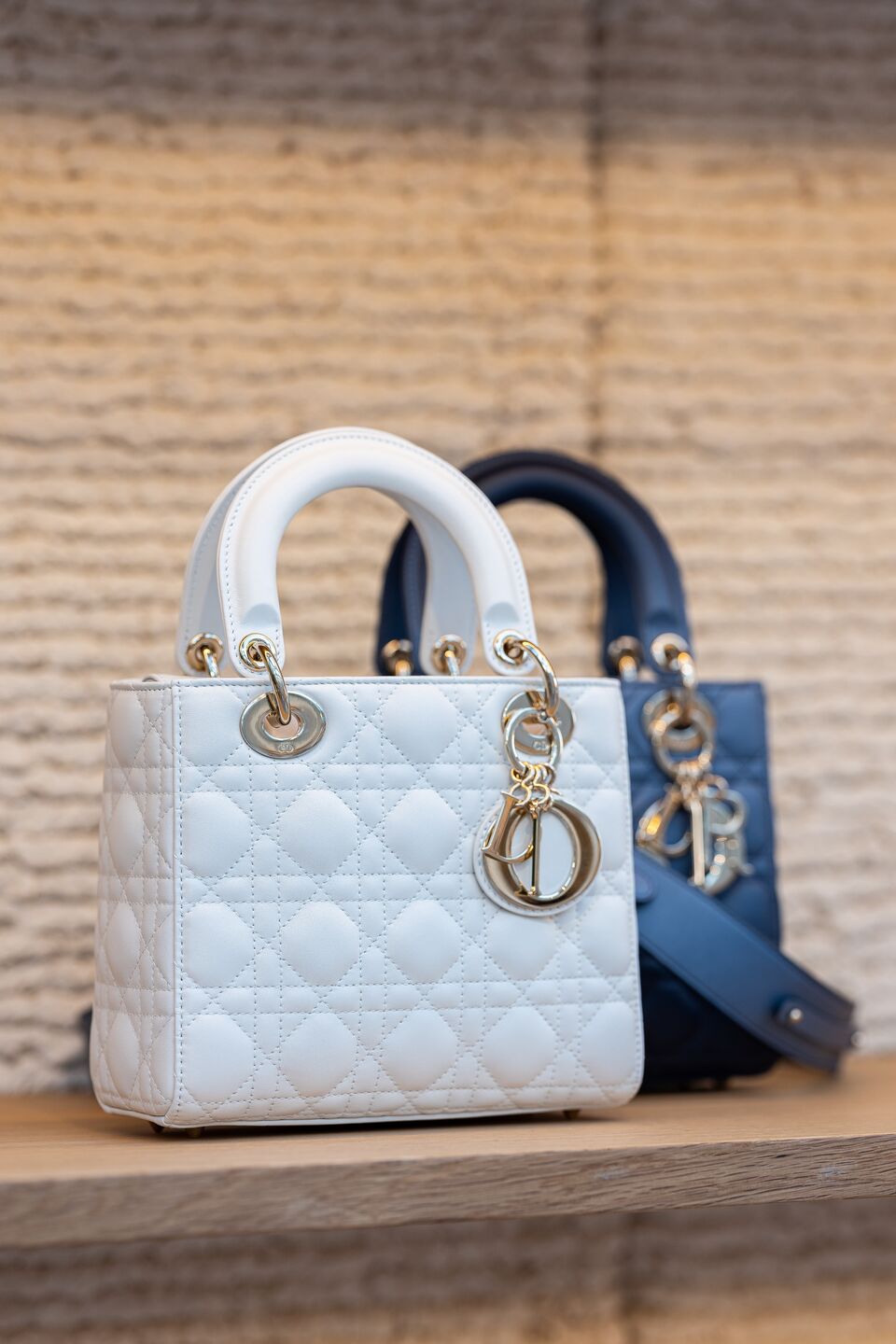 Gallery of Pop-up store Dior | WASP - World’s Advanced Saving Project ...