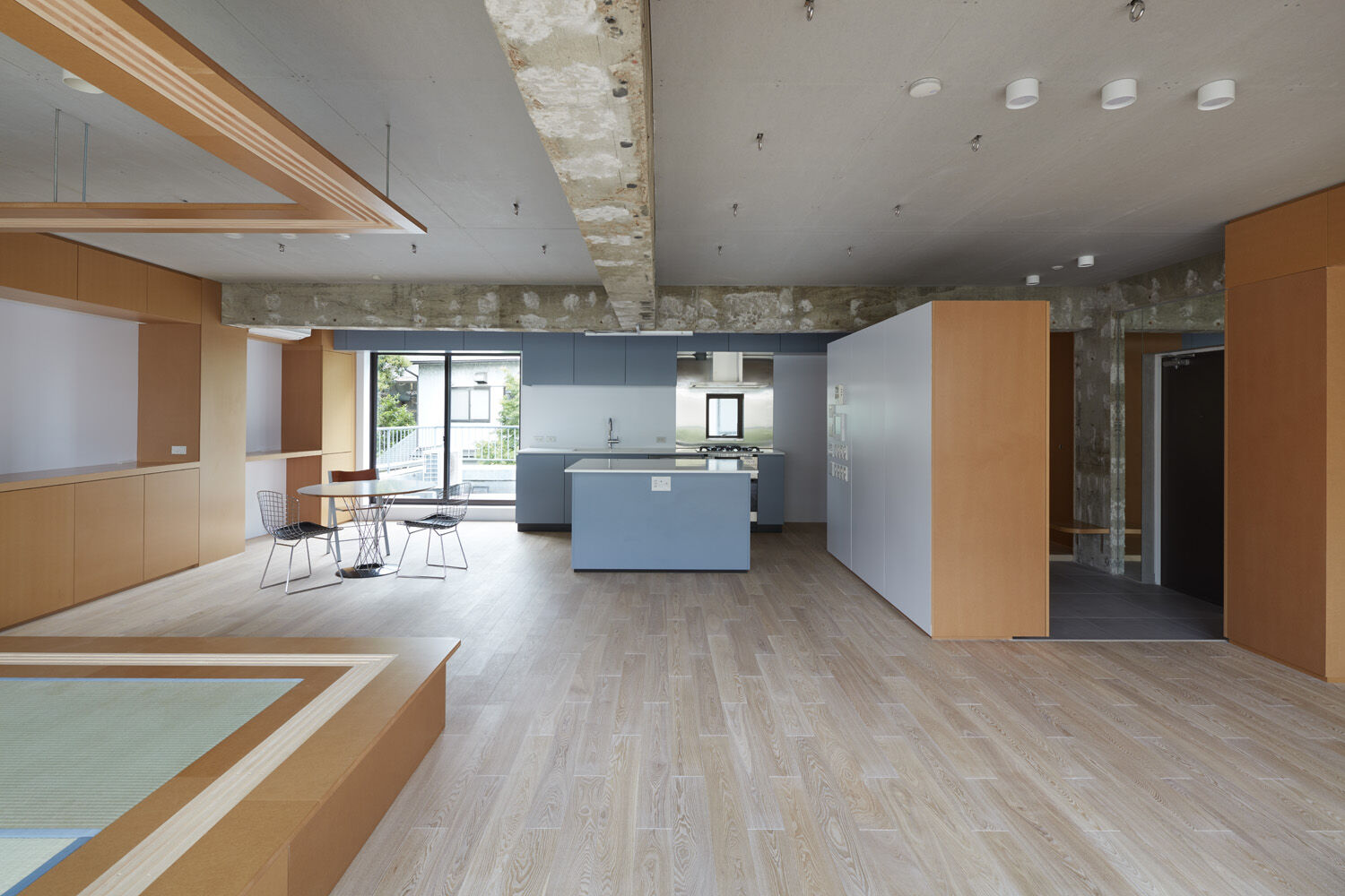 Azabu flat | frontofficetokyo | Archello