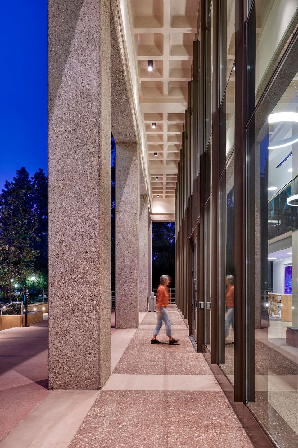 Gallery of UCLA Pritzker Hall | CO Architects | Media - 6