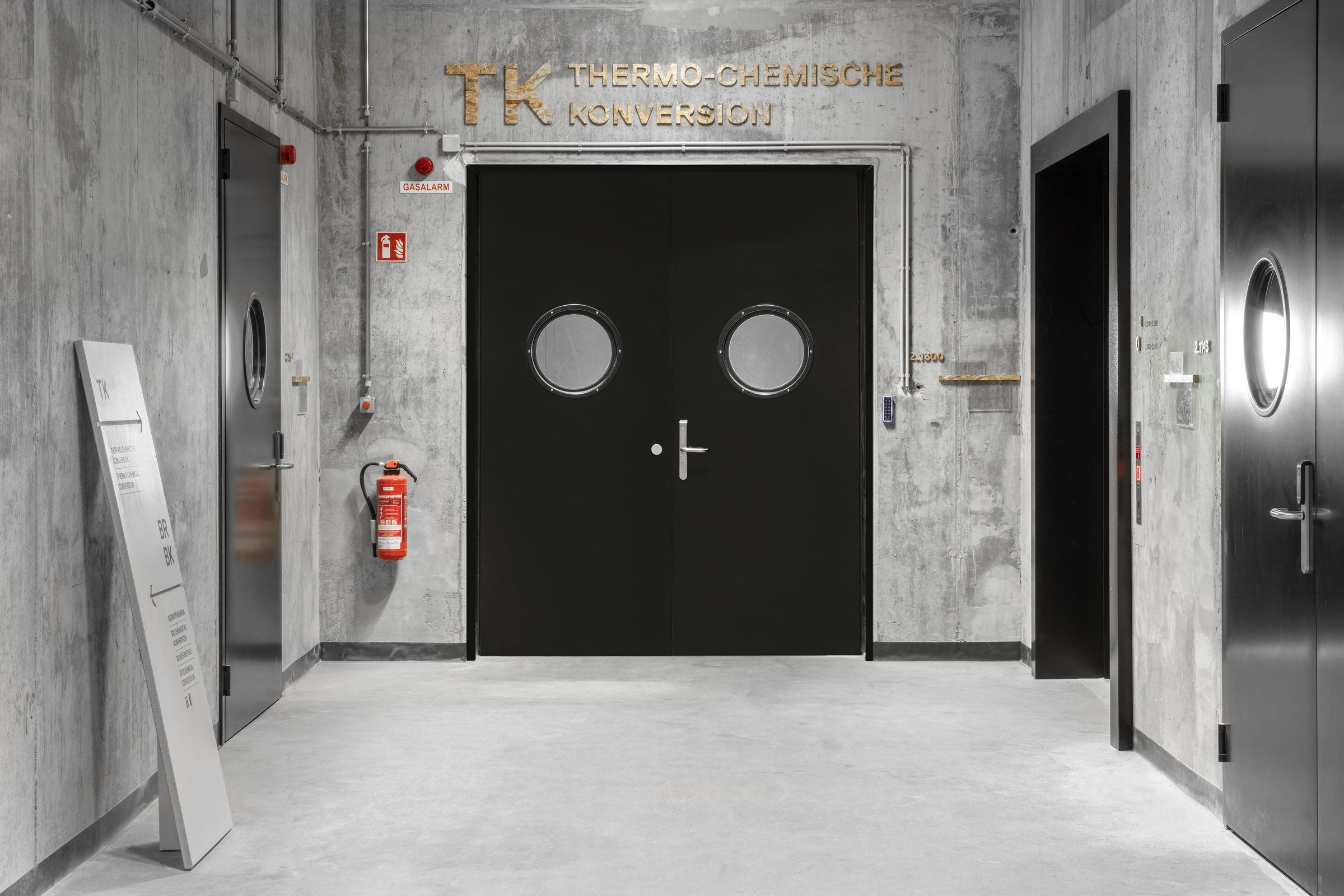 Gallery of Pilot Plant for the German Biomass Research Centre | Schulz ...