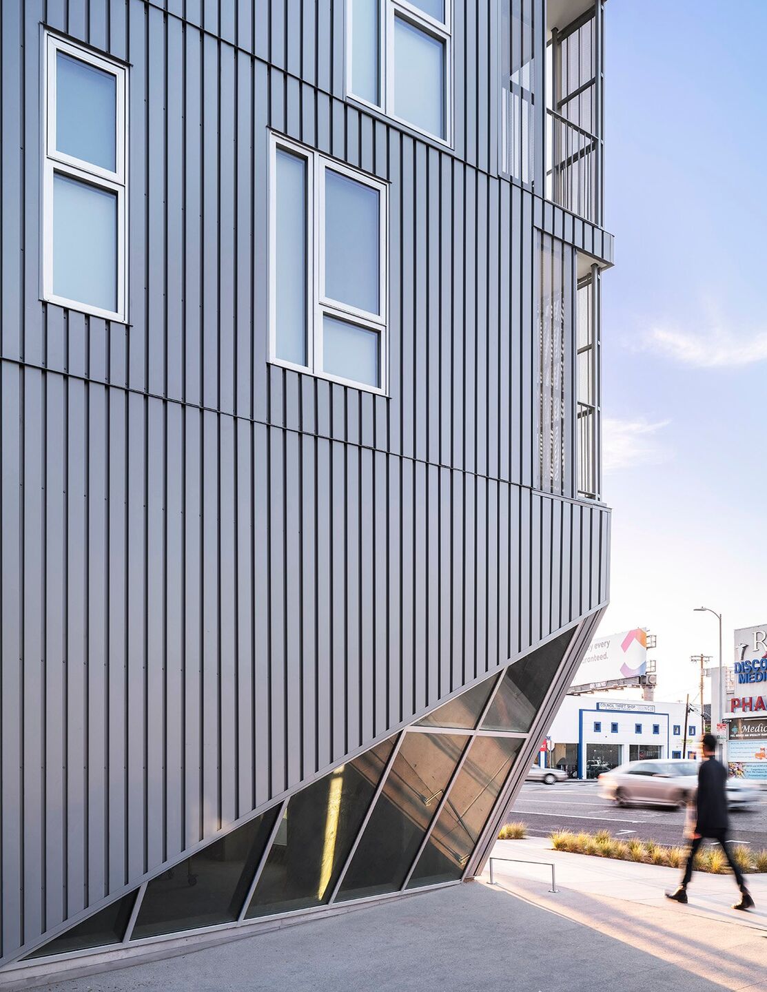 Discover Metal cladding Shopping Centres Design Ideas and Pictures ...