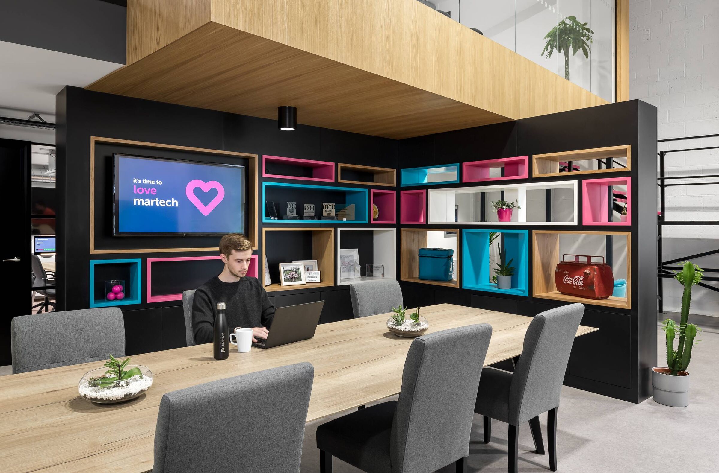 Clevertouch | Oktra | Archello