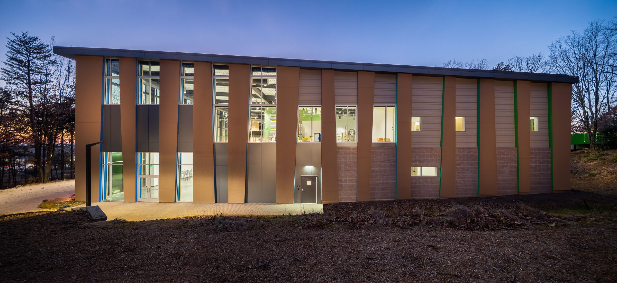 Gallery of ROPER MOUNTAIN SCIENCE CENTER | SKOLNICK Architecture ...