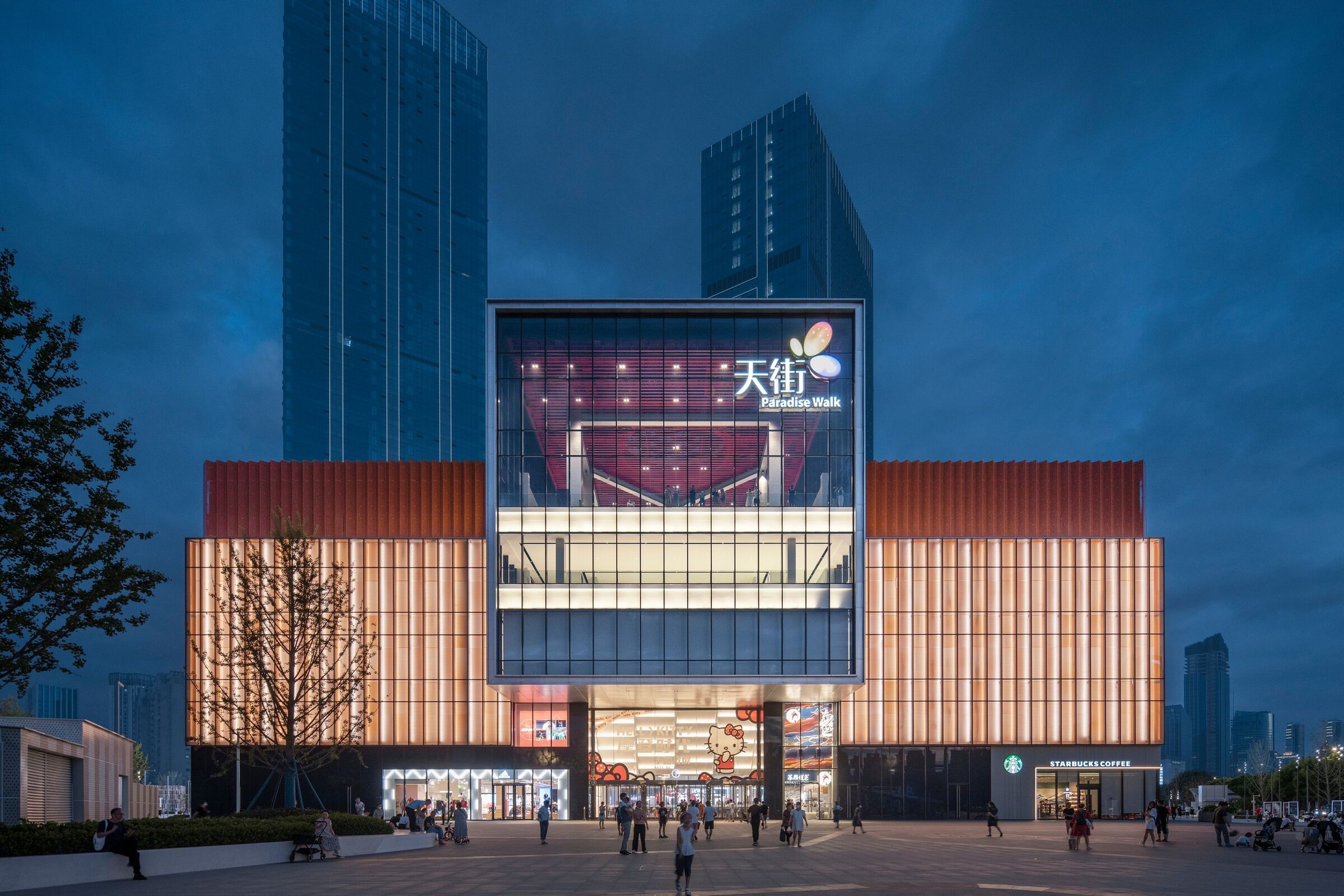 Paradise Walk Wuhan Jiangchen | CLOU Architects | Archello