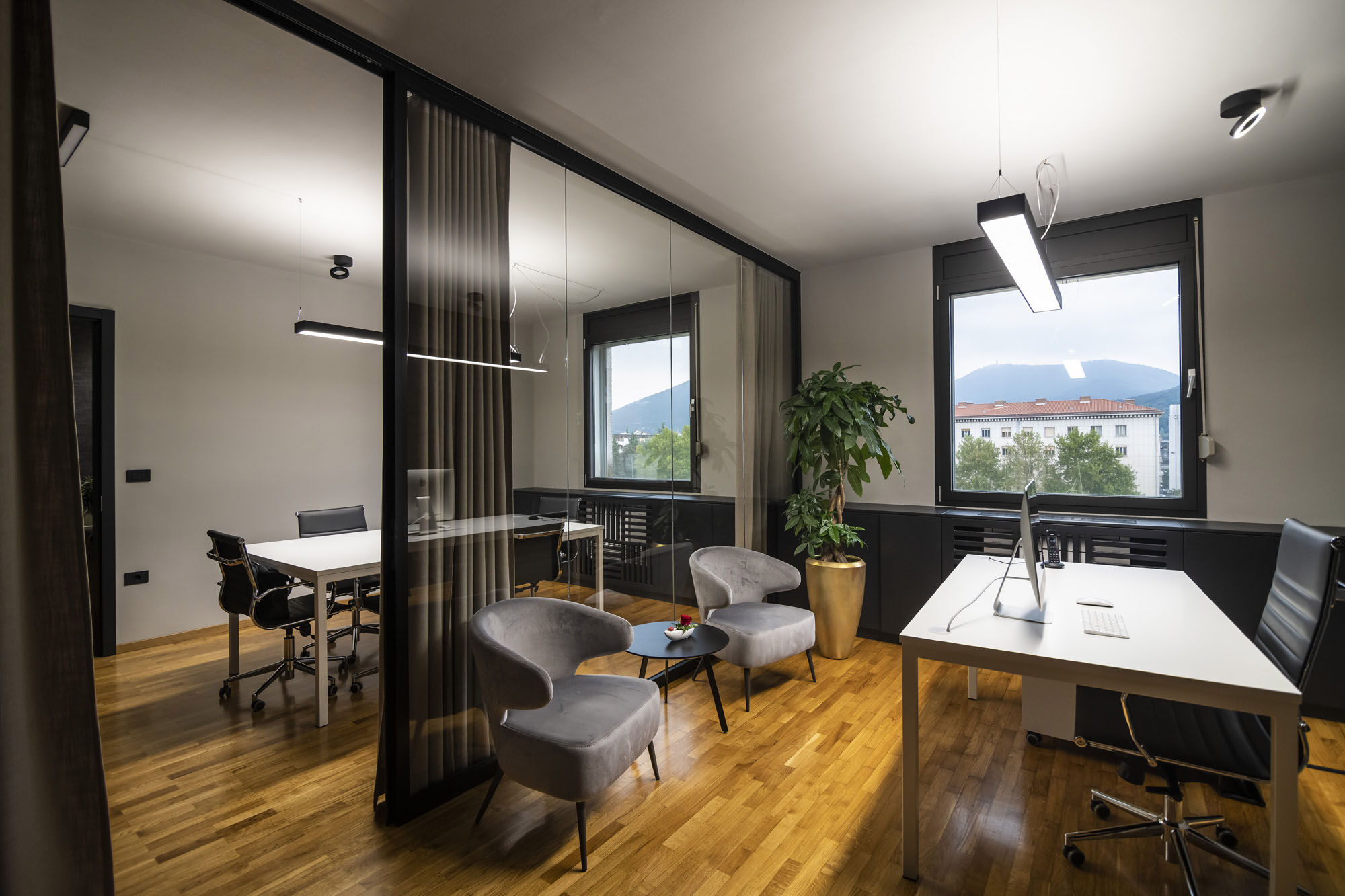 Discover LED Offices Design Ideas and Pictures | Archello