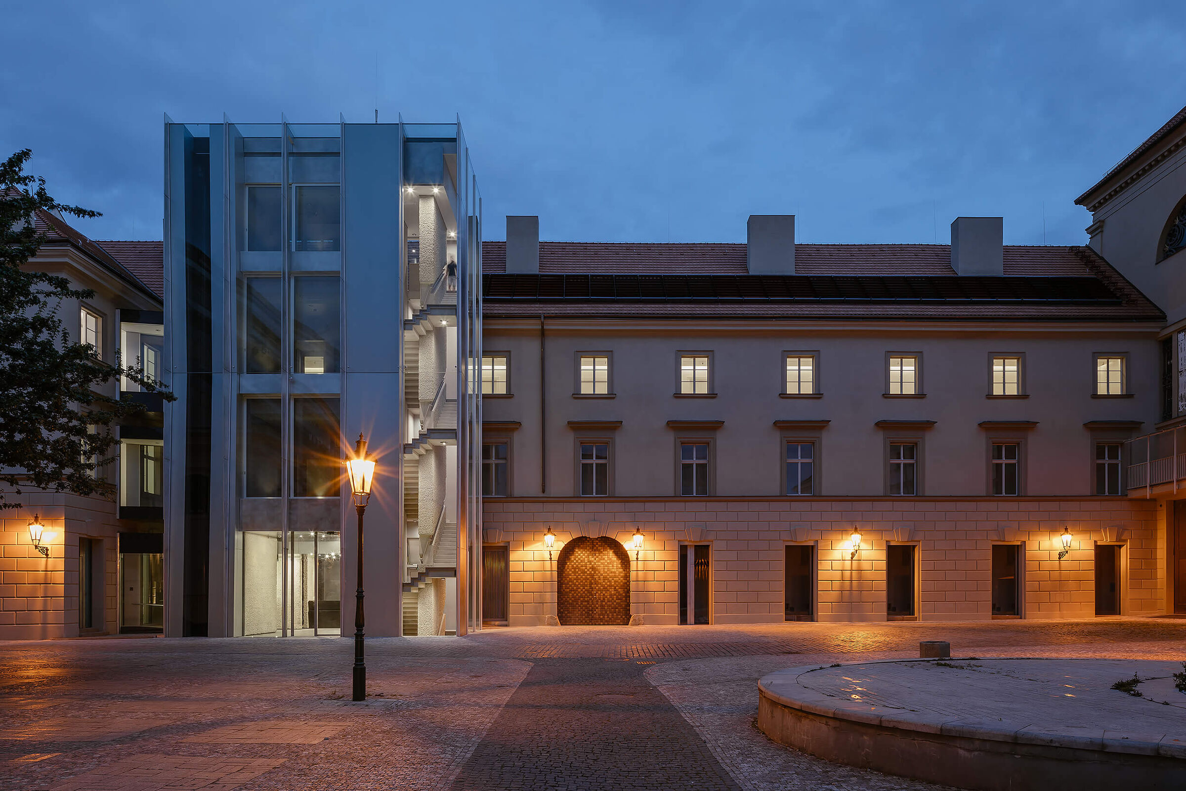 Gallery of Office Hybernska 1 | RADAN HUBICKA ARCHITECTURAL STUDIO ...