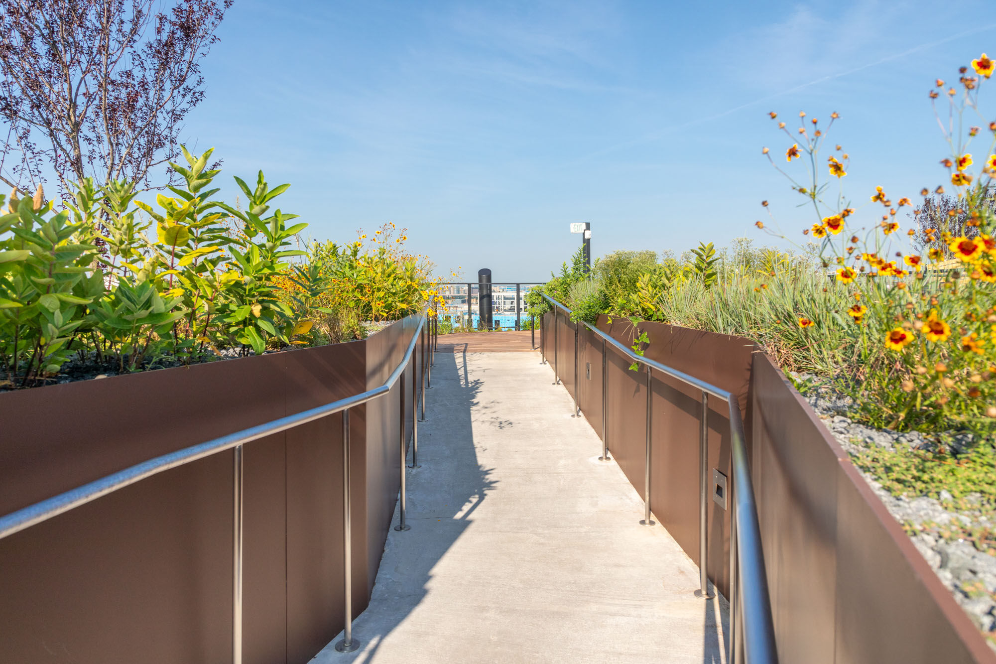 Gallery of Crossing DC | Landscape Forms | Media - 10