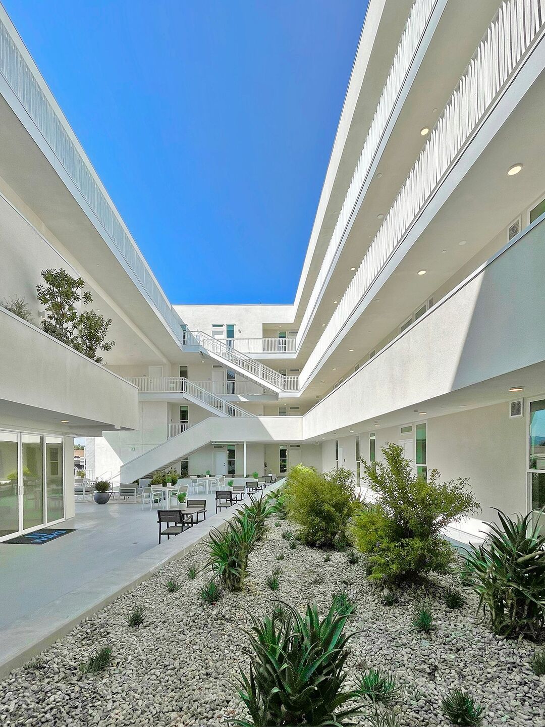 Gallery of 11NOHO | Brooks + Scarpa | Media - 15