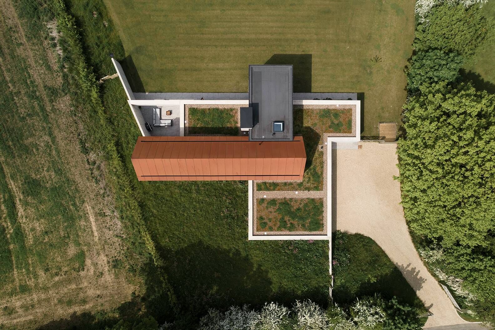 Gallery of Barrow House | id architecture | Media - 23