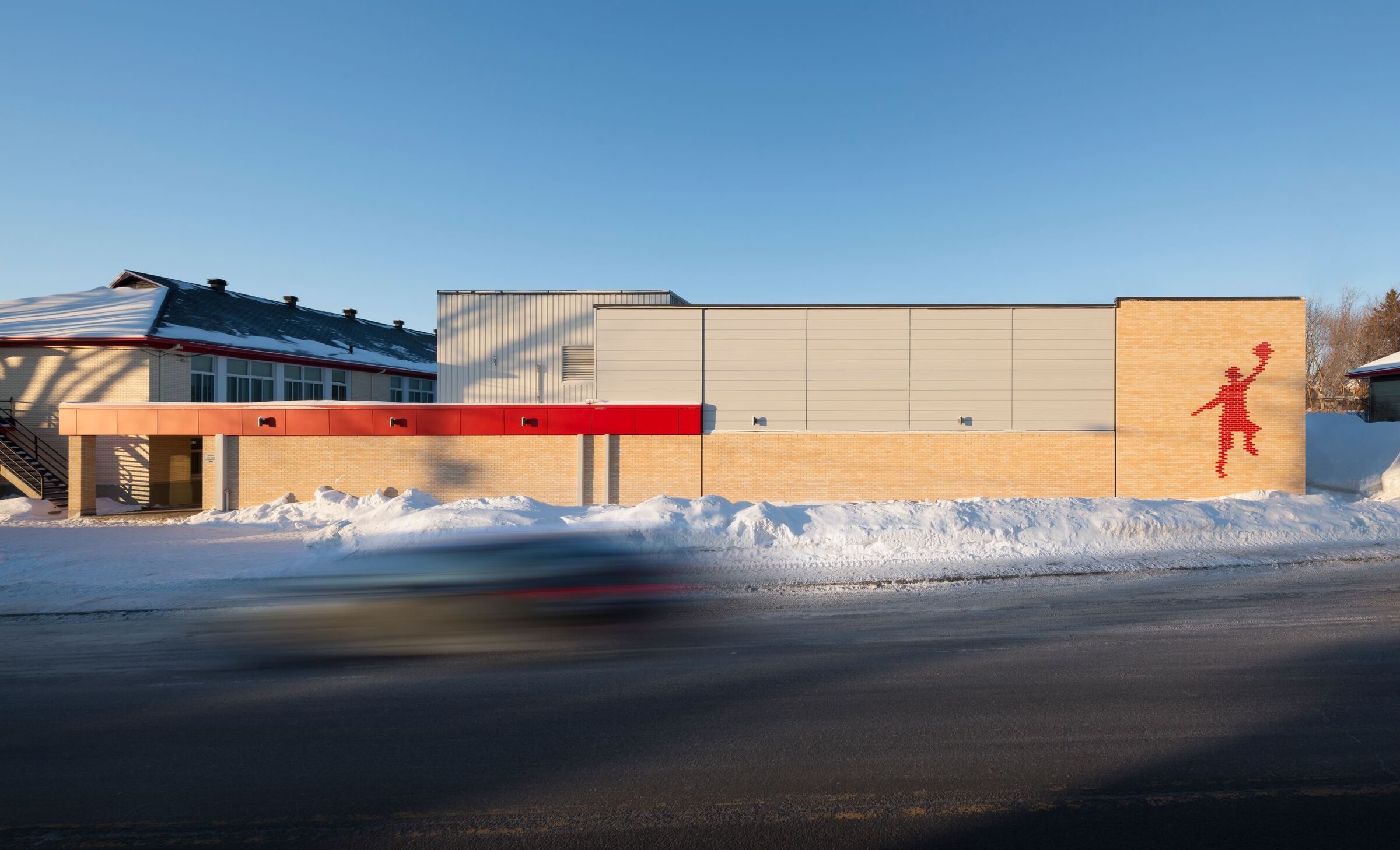 École Bourg-Royal – Façade renovation | NIVO9 ARCHITECTES | Archello