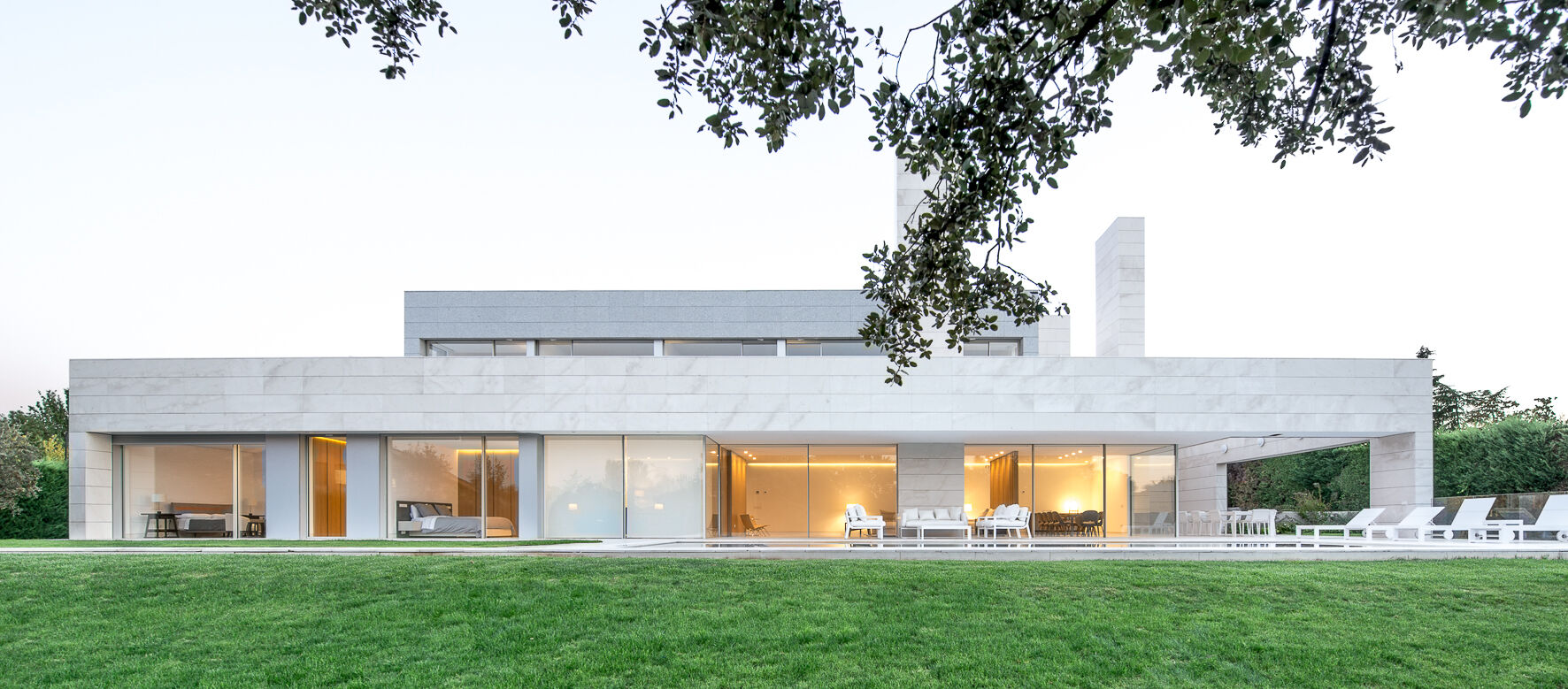 Private Home, Madrid | HYLINE | Archello