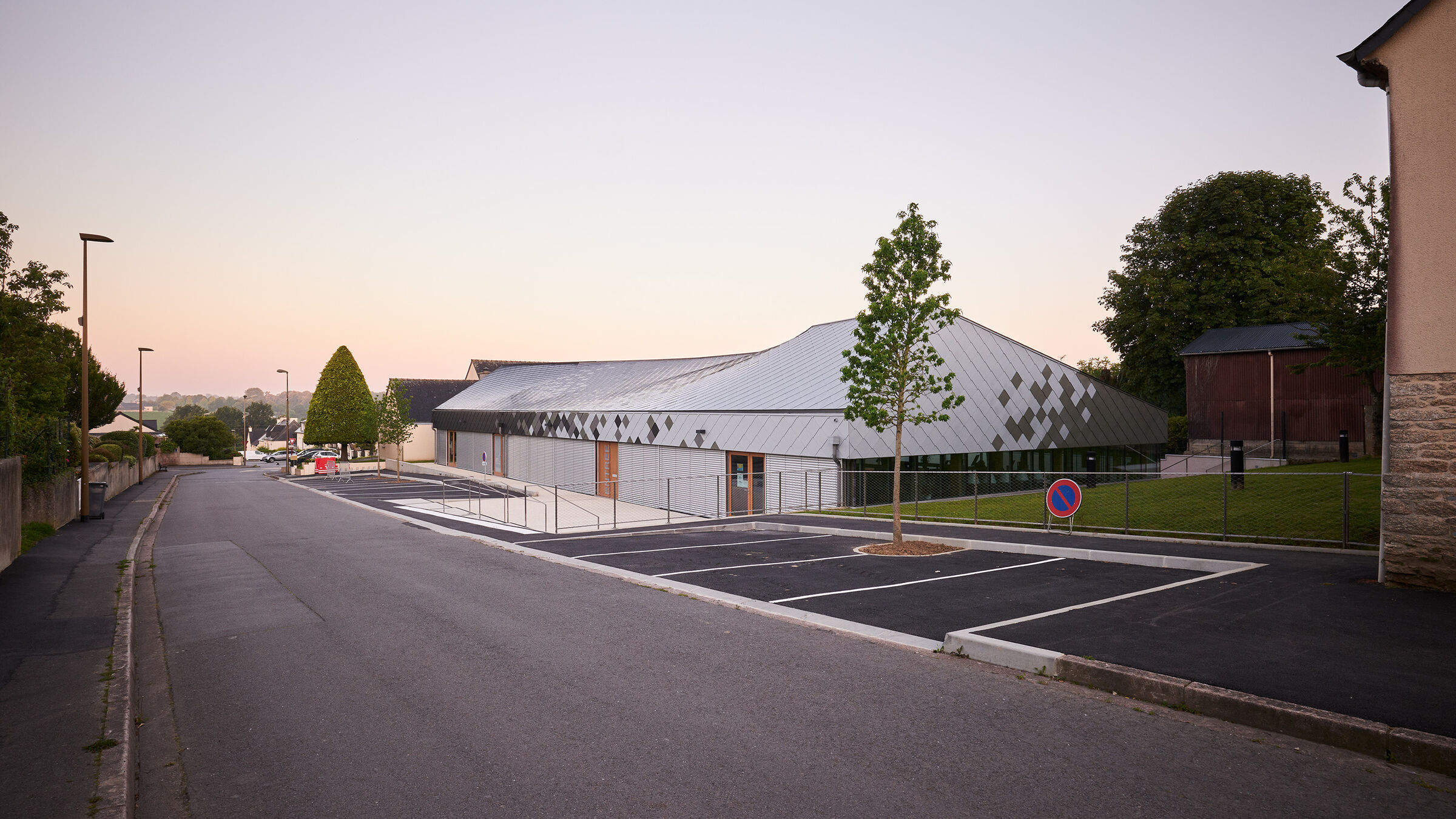 Gallery of COMMUNITY CENTER | OVERCODE architecture urbanisme | Media - 4