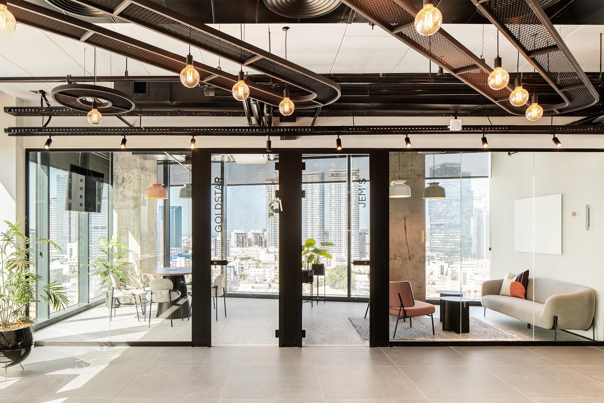 Gallery of SAM | Switchup | Media - 7