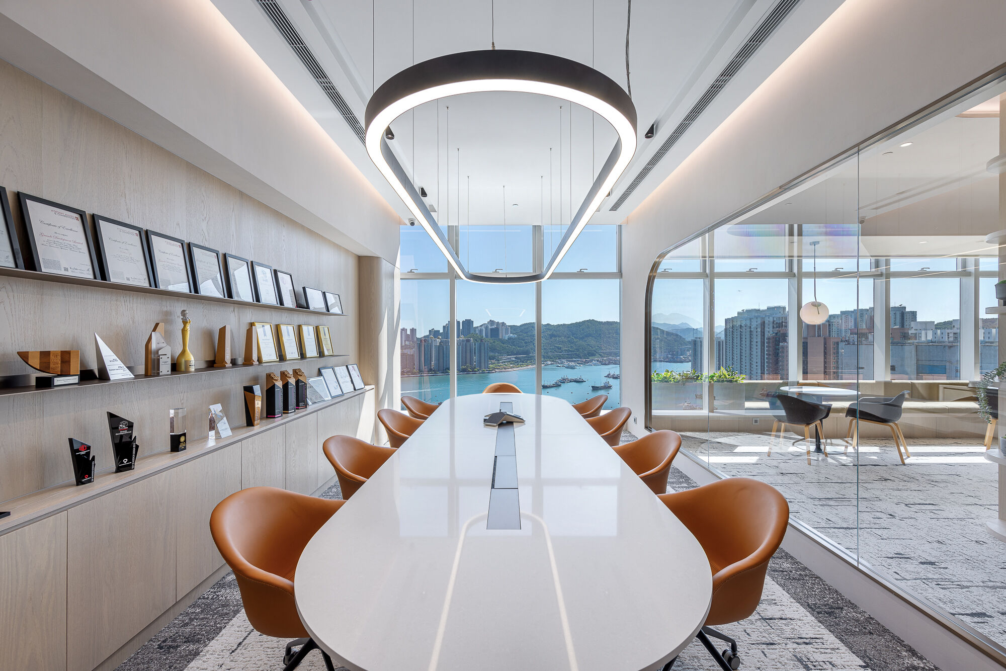 Gallery of A warm and chic office | Grande Interior Design | Media - 9