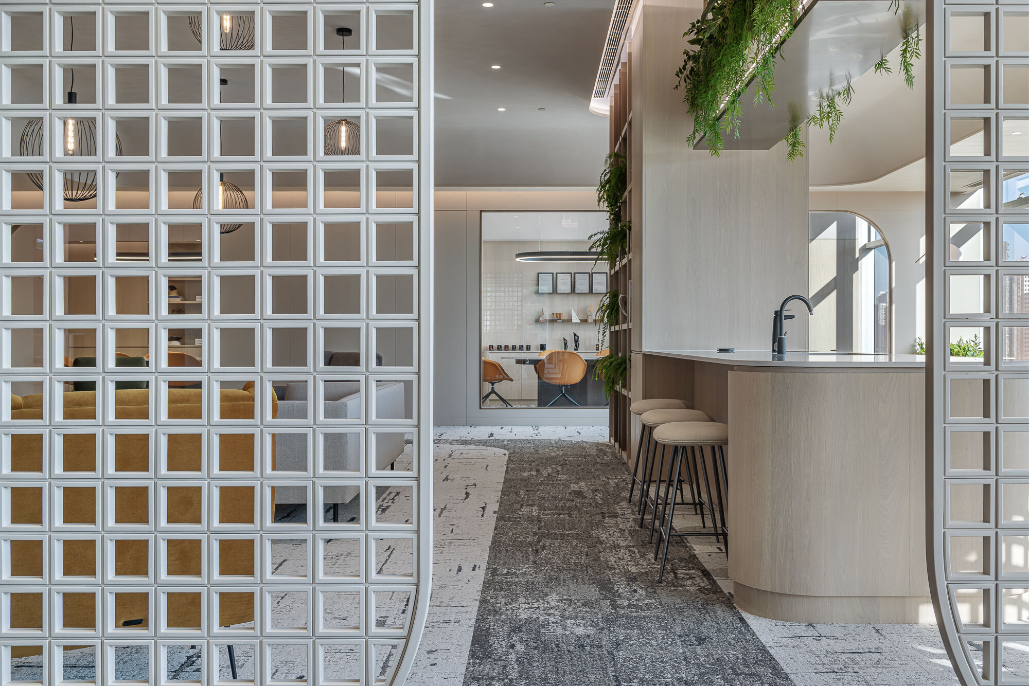 Gallery of A warm and chic office | Grande Interior Design | Media - 7