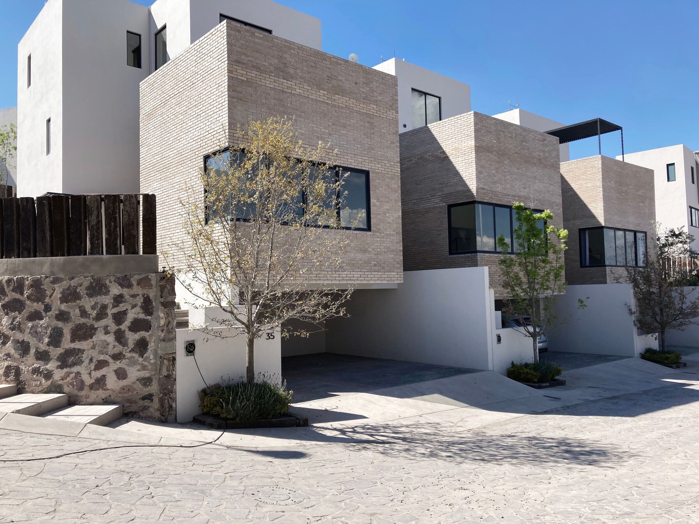 Zibatá Tierra Pura | Nivel Tres | Archello