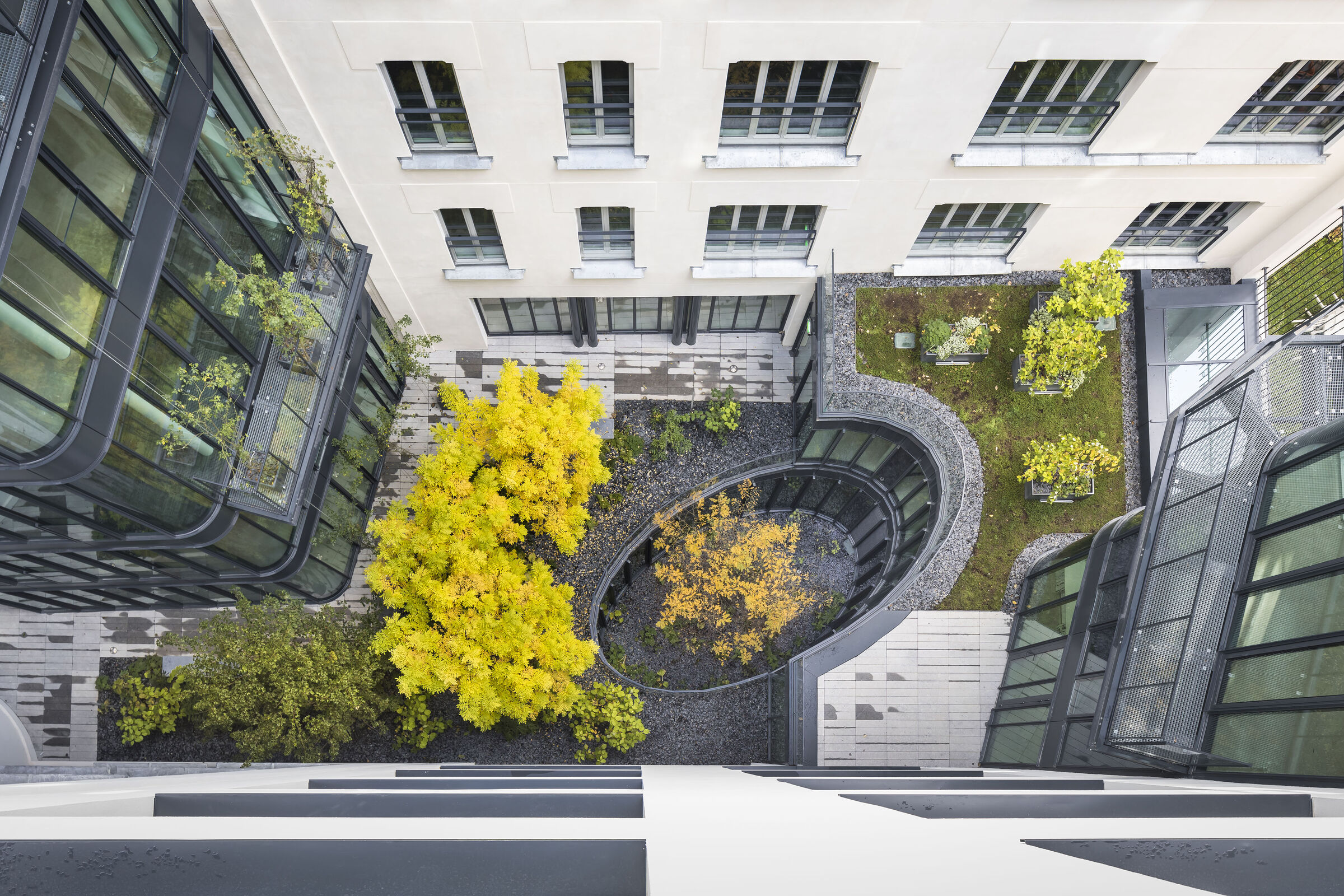 Restructuring of a Parisian office building | Palissad Architectures ...