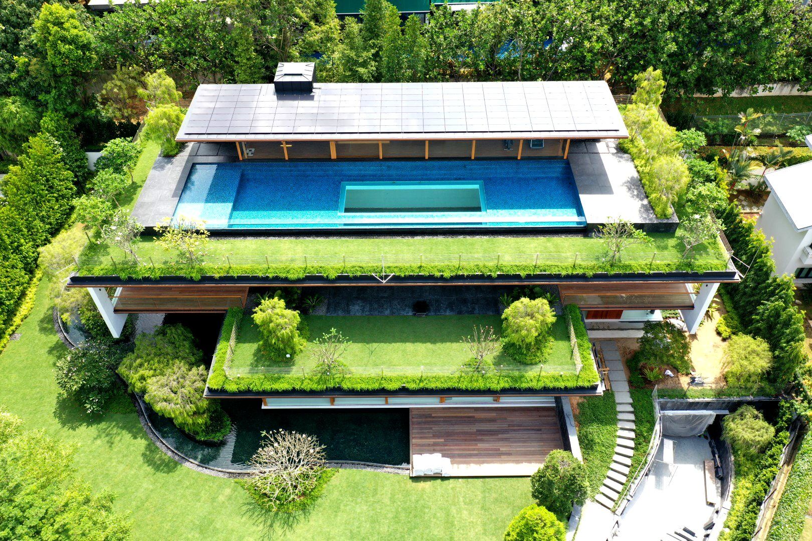 Sky Pool House | Guz Architects | Archello