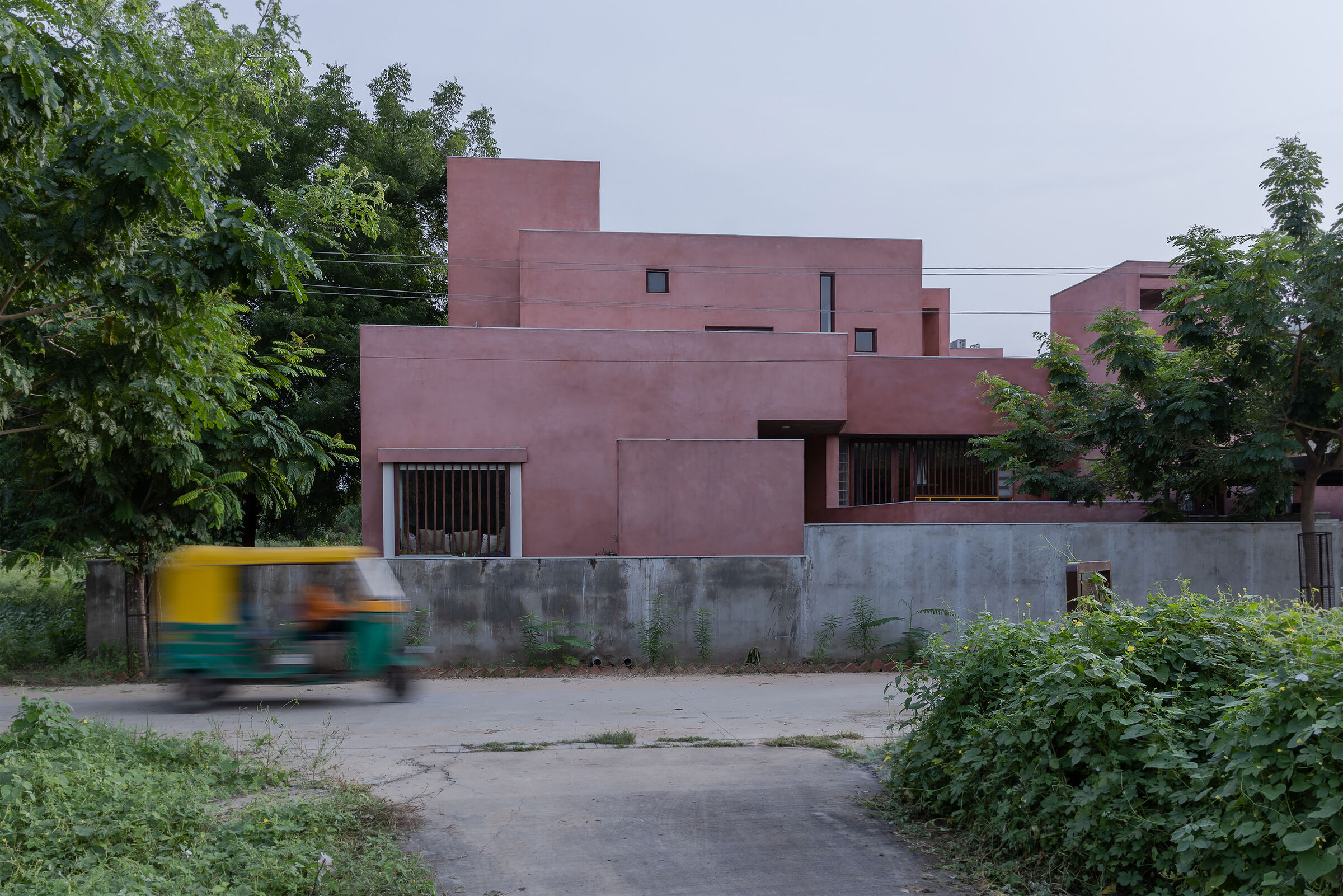 KĀ House | Studio Sangath | Archello