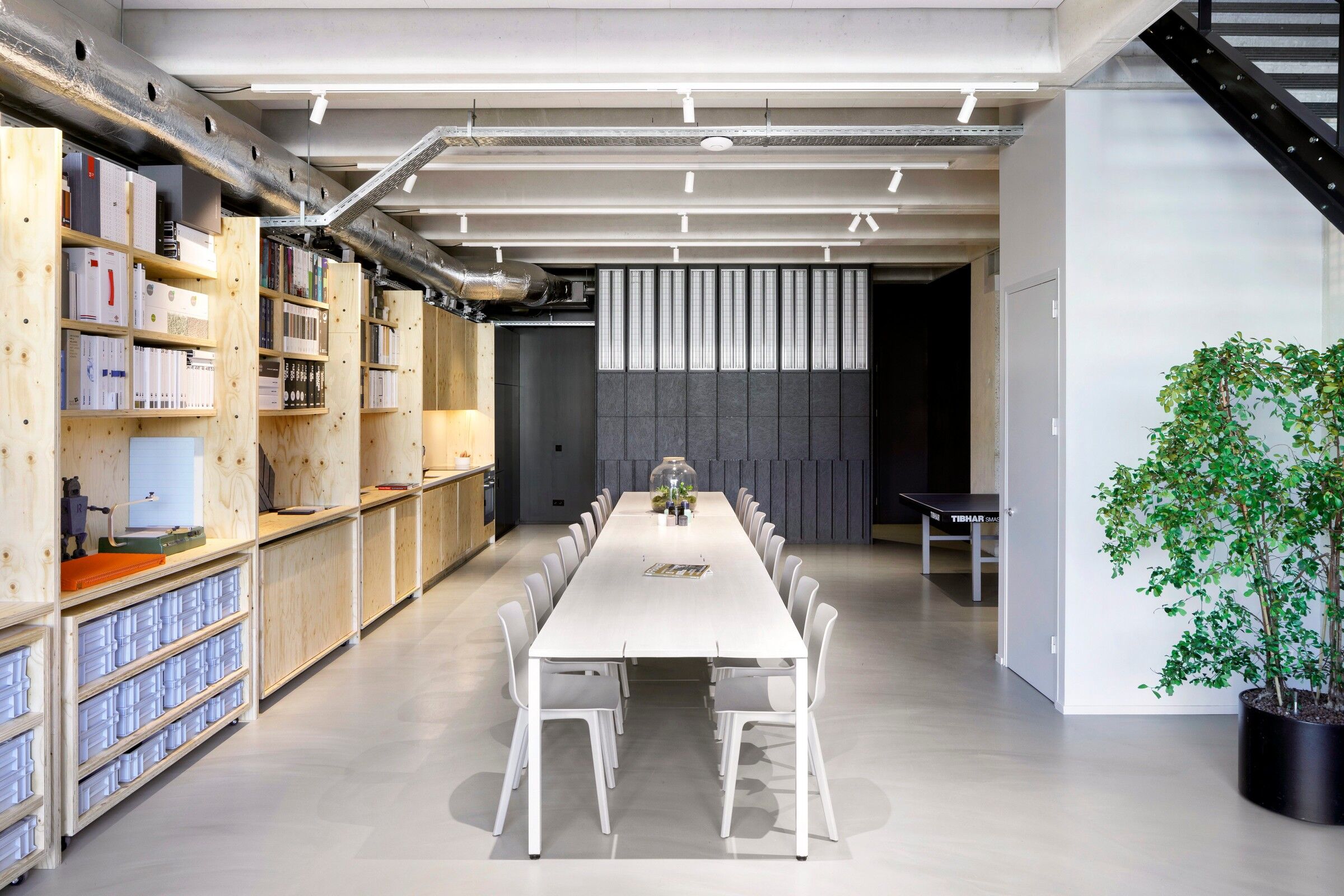 New studio for Hollandse Nieuwe | Hollandse Nieuwe | Archello