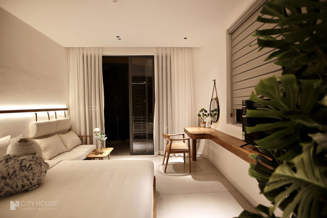 Gallery of City Oasis Apartment | kobi lighting studio | Media - 33