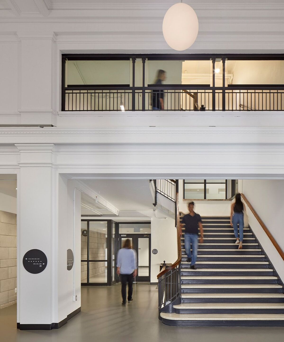 Gallery of University of Toronto Student Commons | Entro | Media - 3