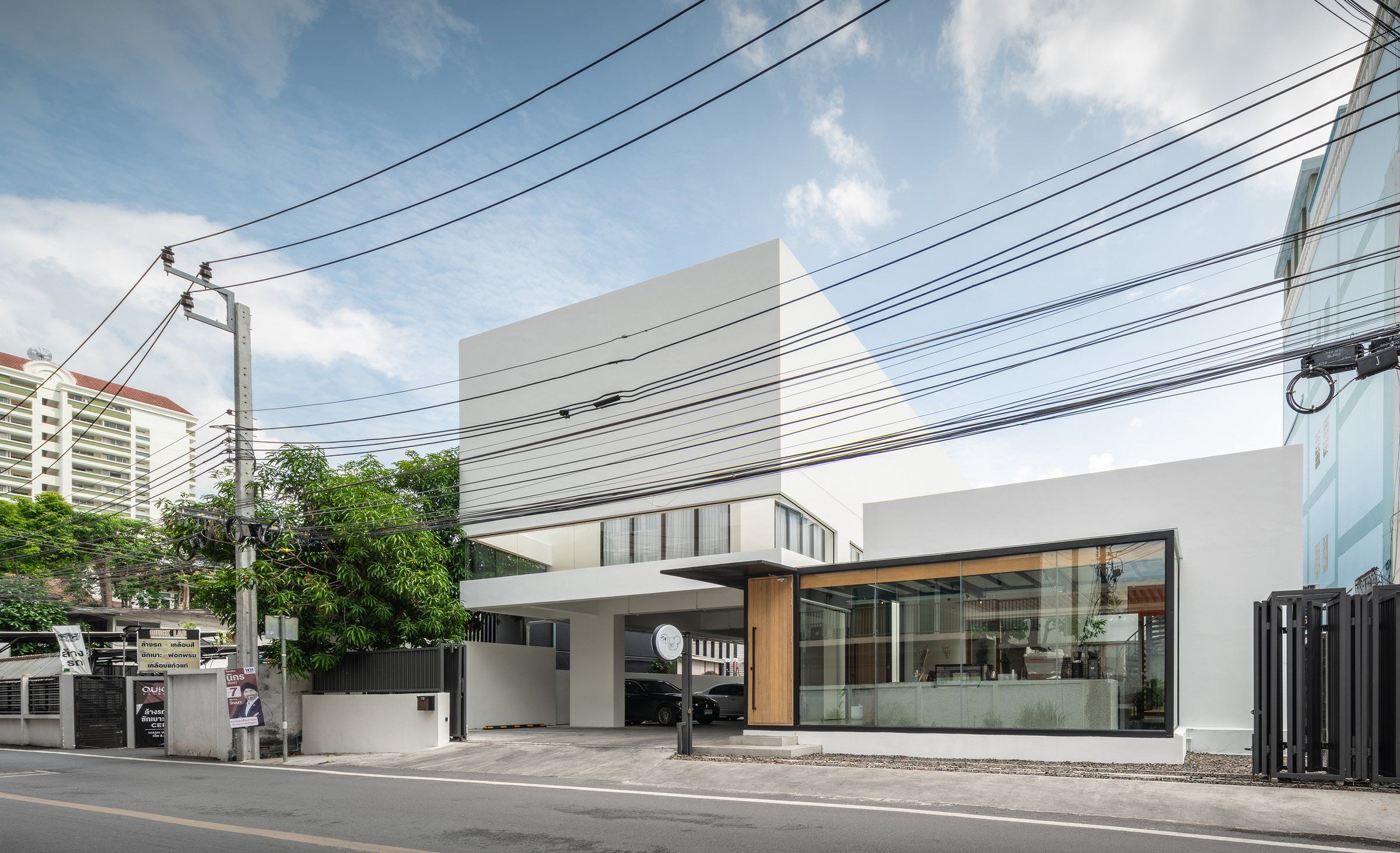 Gallery of Risu Café | ForX Design Studio | Media - 7