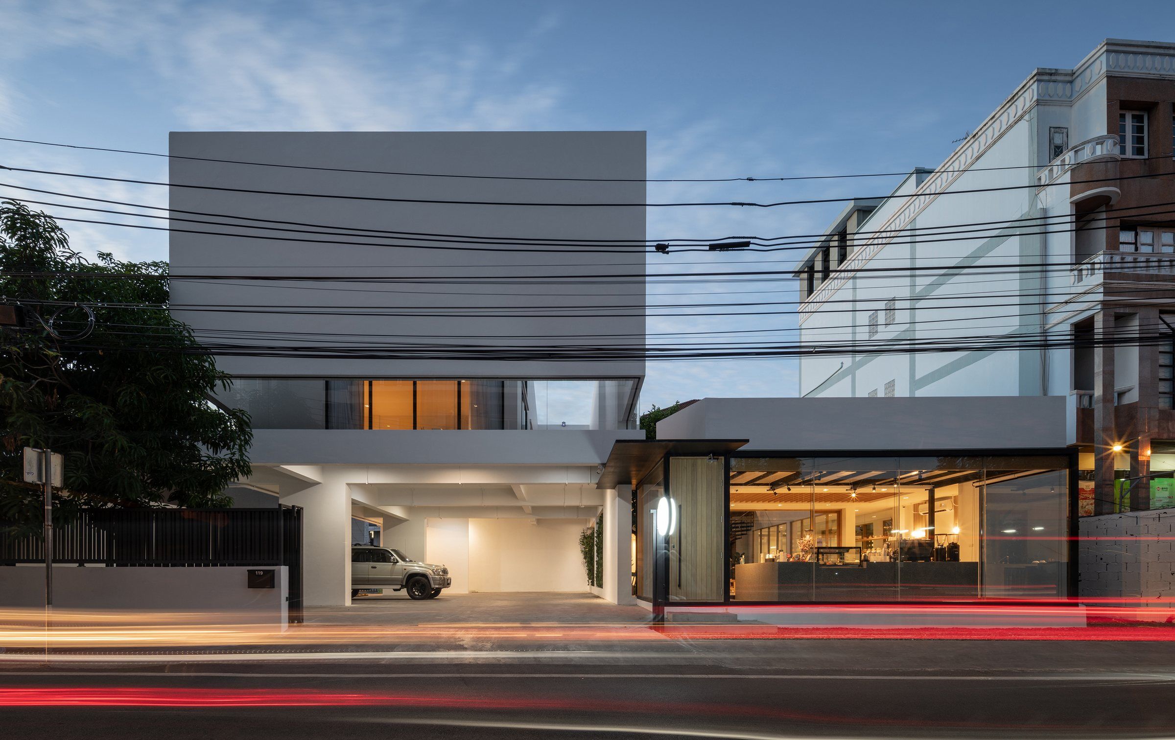 Gallery of Risu Café | ForX Design Studio | Media - 10