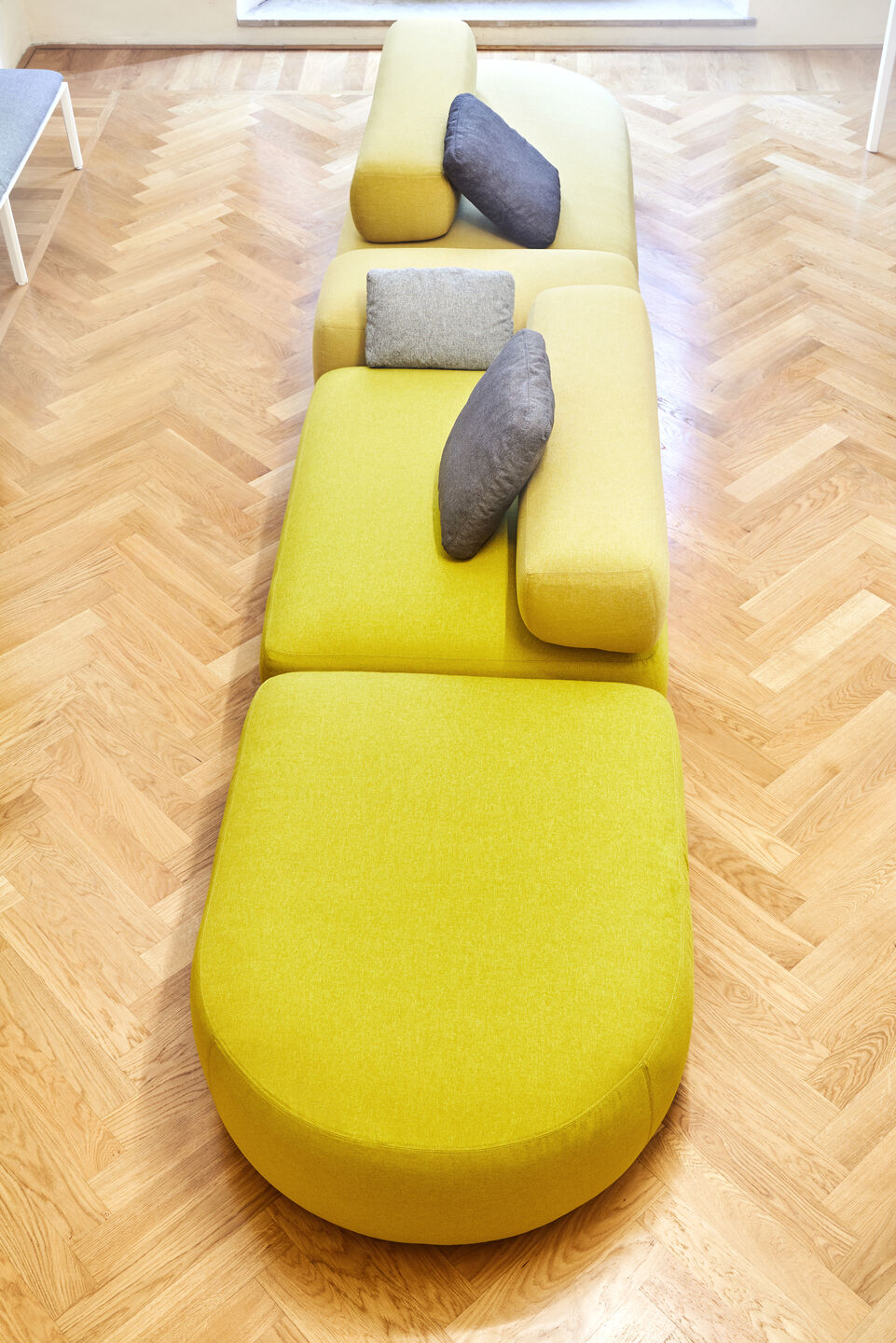 Discover Sofas Offices Design Ideas and Pictures | Archello