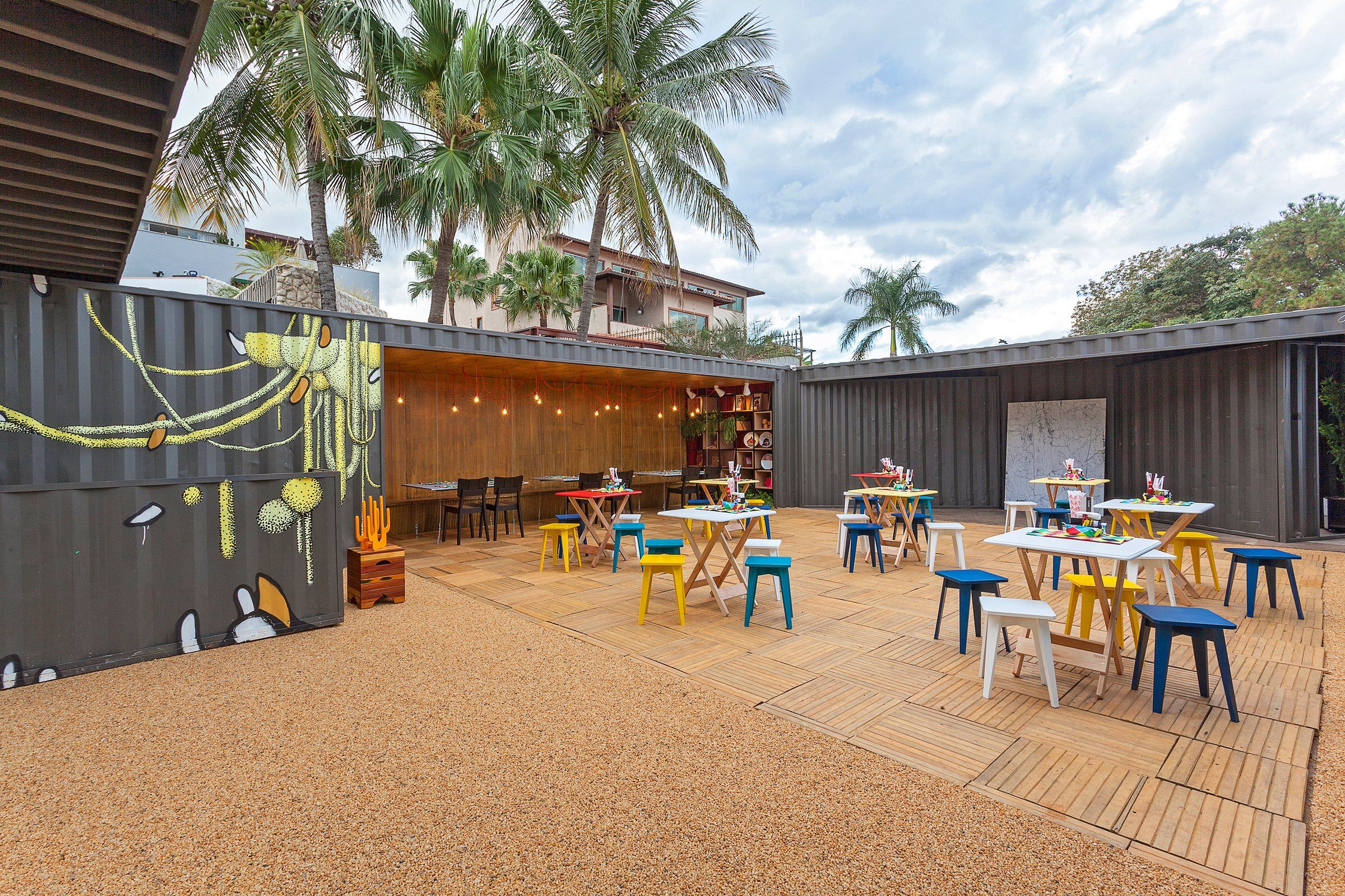 Doca Steakburger | MEIUS Arquitetura | Archello