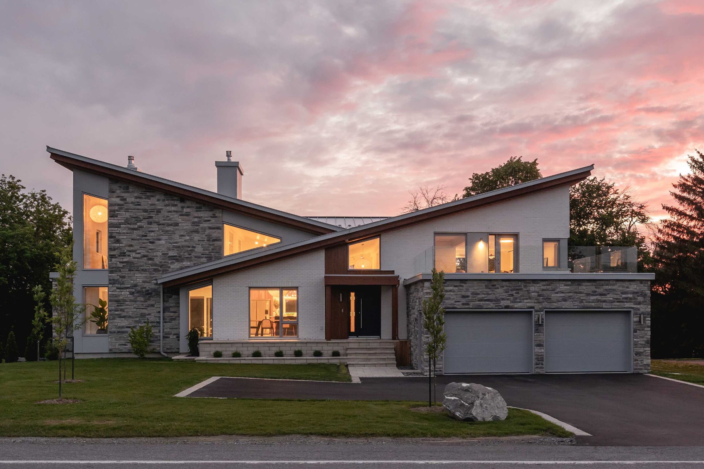 La Papillon Residence | Luc Plante architecture + design inc. | Archello