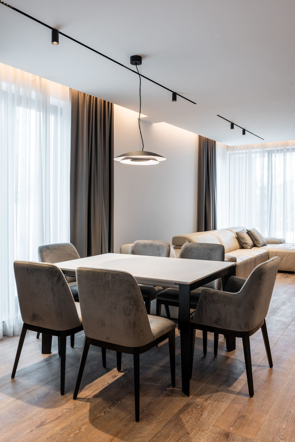 Gallery of GRAY MINIMALIST HOUSE | AB Partners | AB+Partners | Media - 4