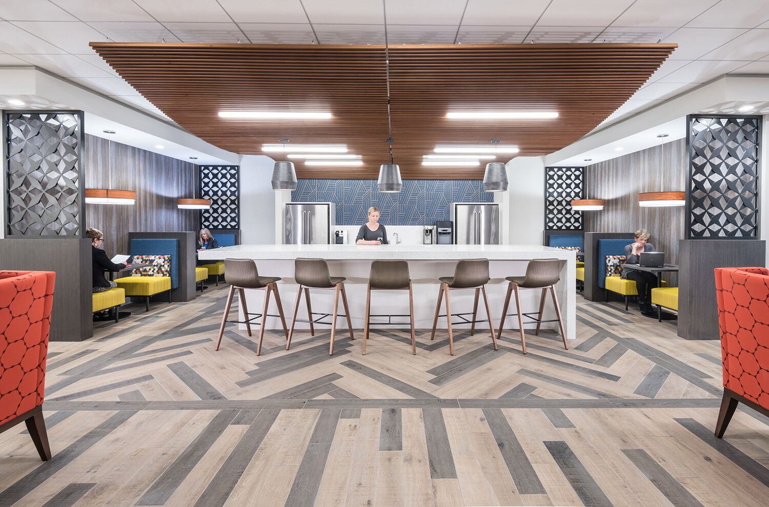 Mission Federal Credit Union Headquarters | ID Studios | Archello