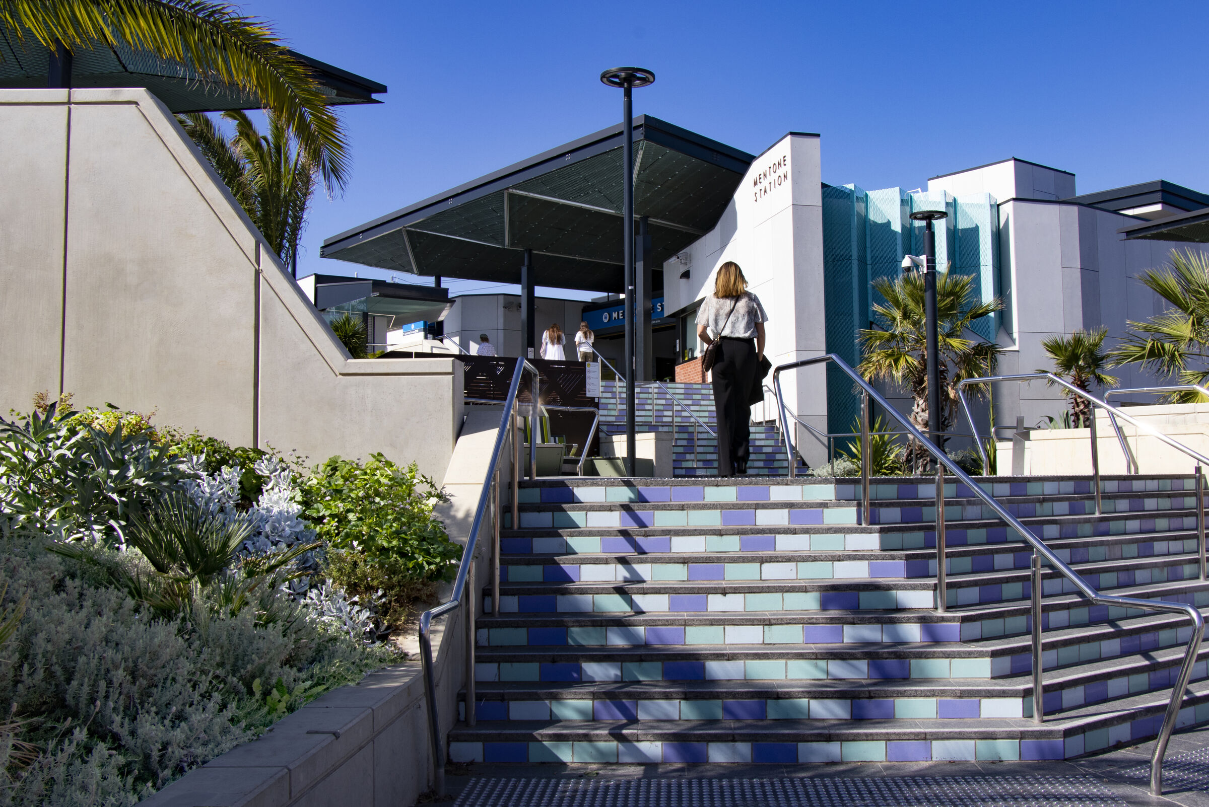 Mentone Station (LXRA) | Rush Wright Associates | Archello