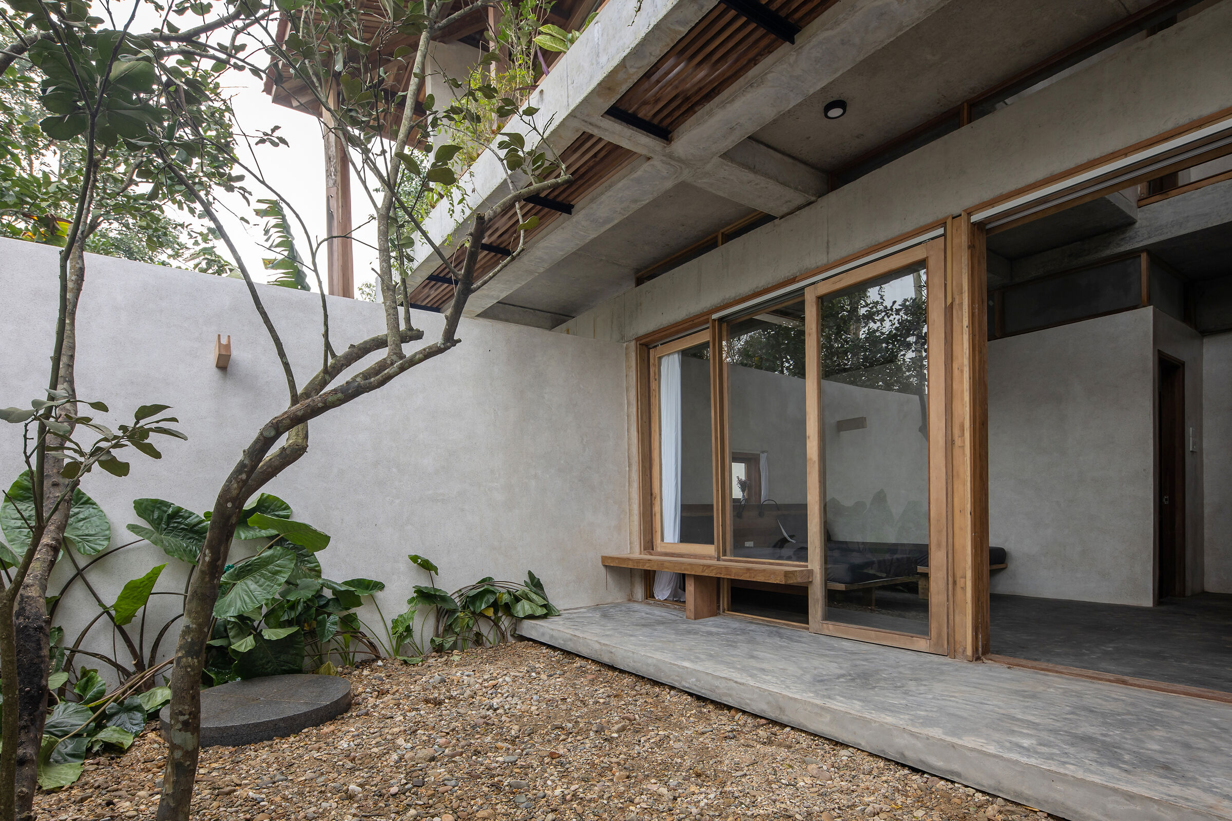 Gallery of Hachi Homestay & Spa / Hachi Pomelo House | SILAA | Media - 32
