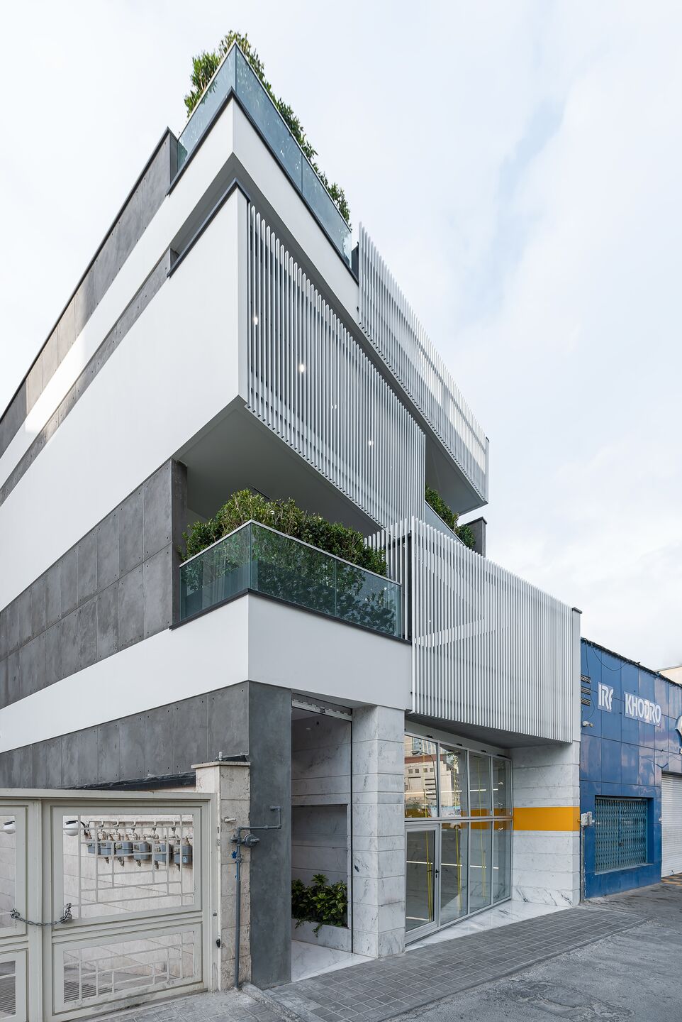 55 year old building | Bahram Badinrad (Barad studio) | Archello