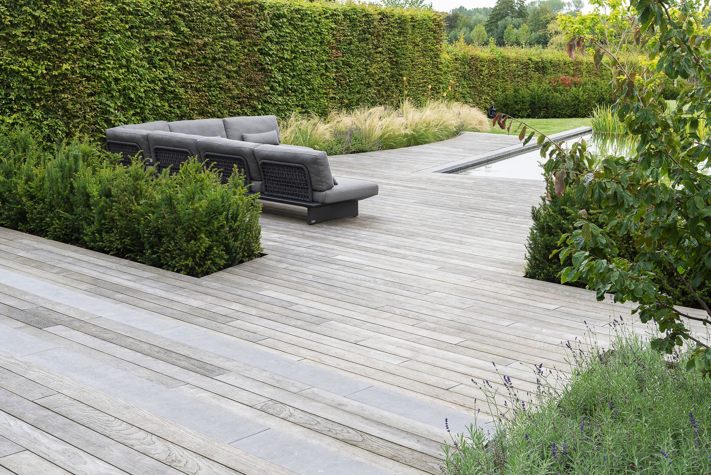 Timber Decking by CARPENTIER HARDWOOD SOLUTIONS | Archello