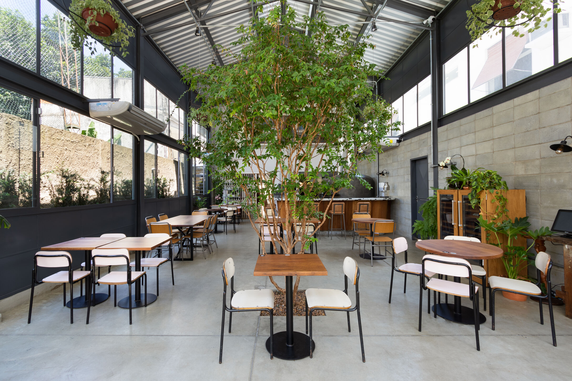 The Revo Manufactory | Memola Estudio | Archello