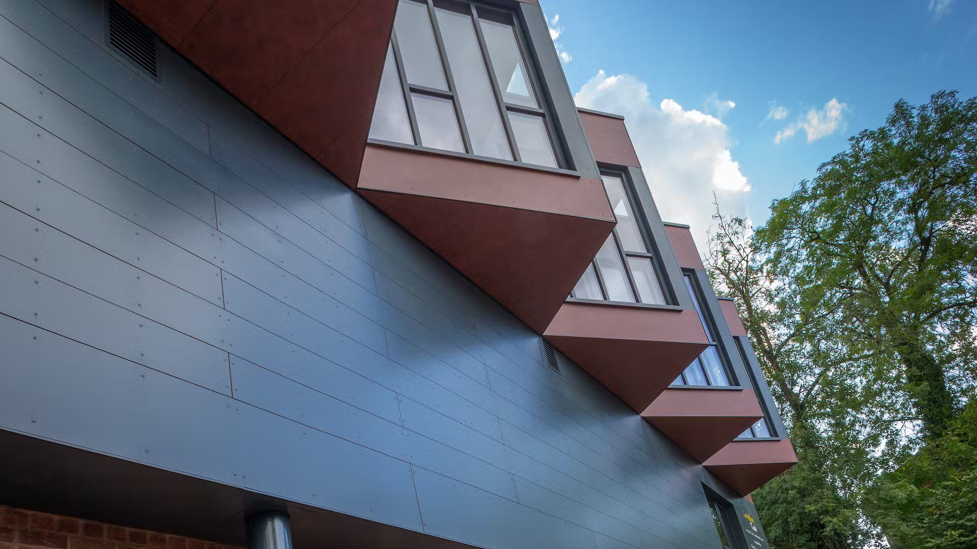 Discover Revêtement de façade Foyers de soins Design Ideas and Pictures ...